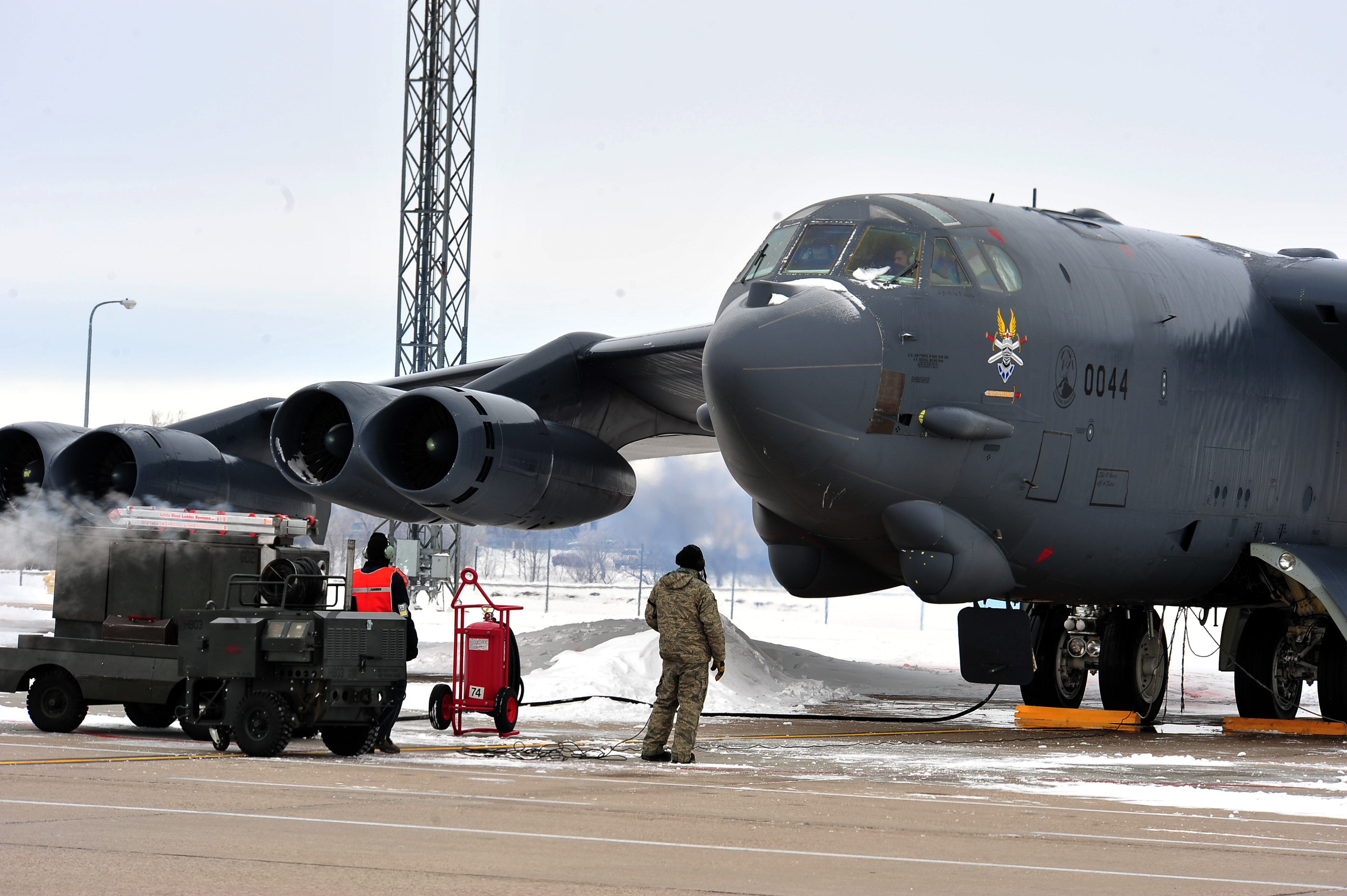 Working with winter weather > Minot Air Force Base > Article Display