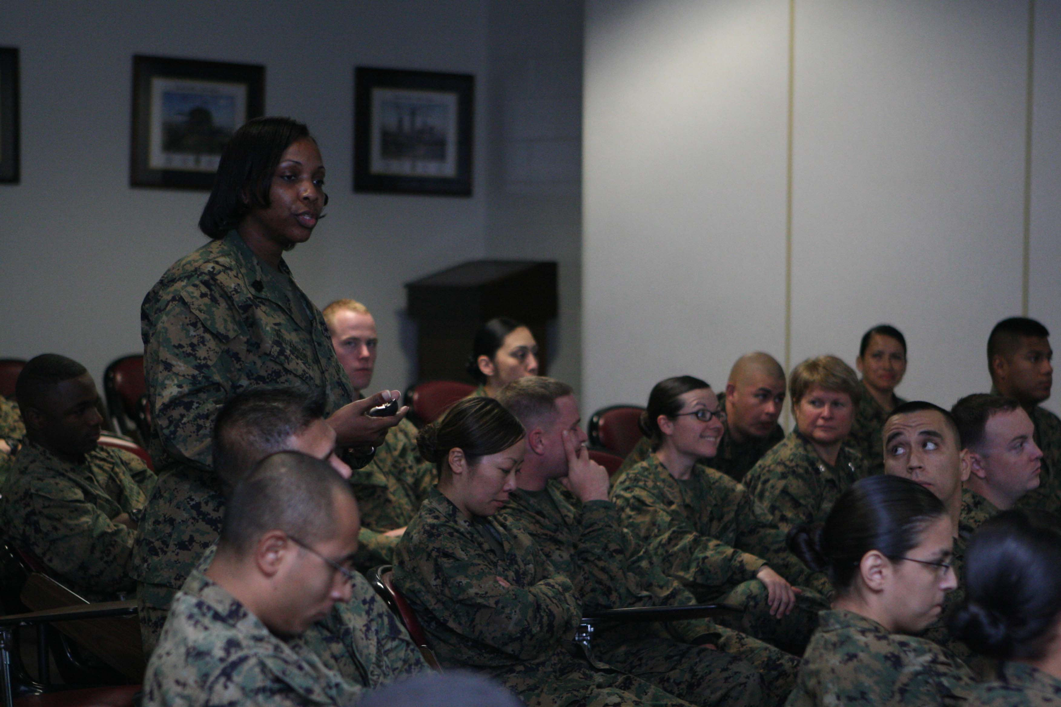Career Advice 101: Marines attend AR brief > Marine Corps Air Station ...
