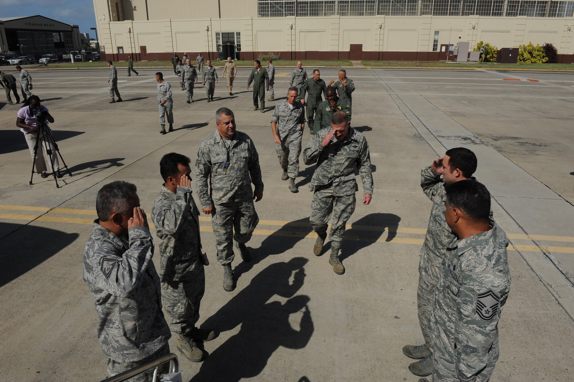 COMPACAF visits Hickam Airmen > 15th Wing > Article Display