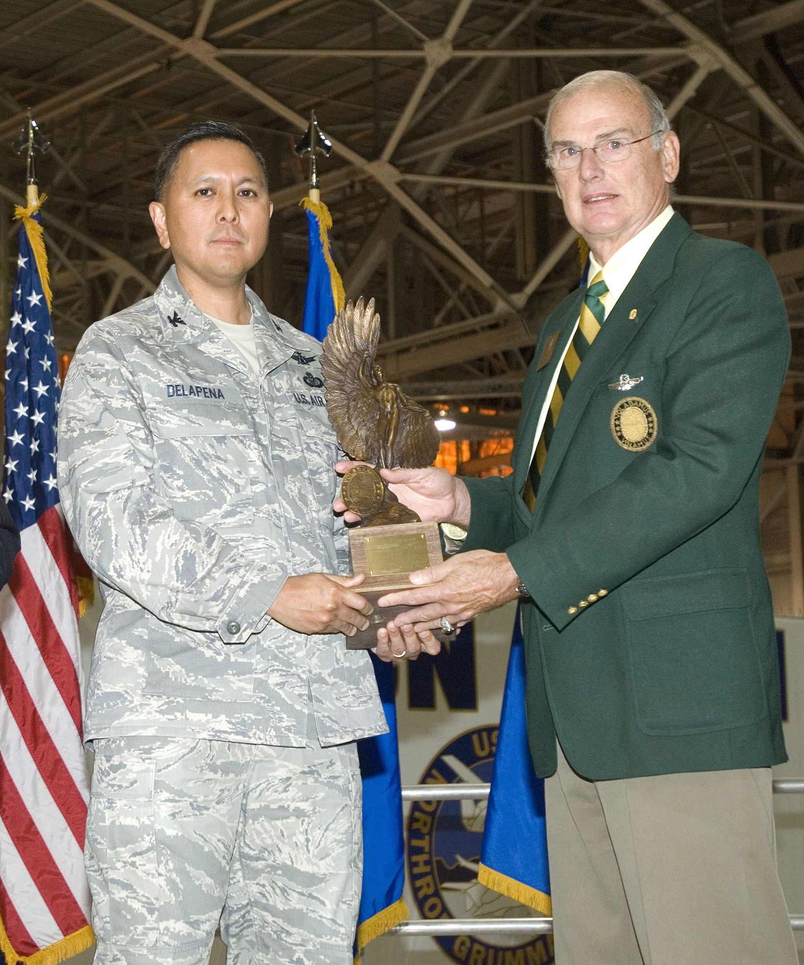 BACN reaps key Order of Daedalians weapons system award > Hanscom Air ...