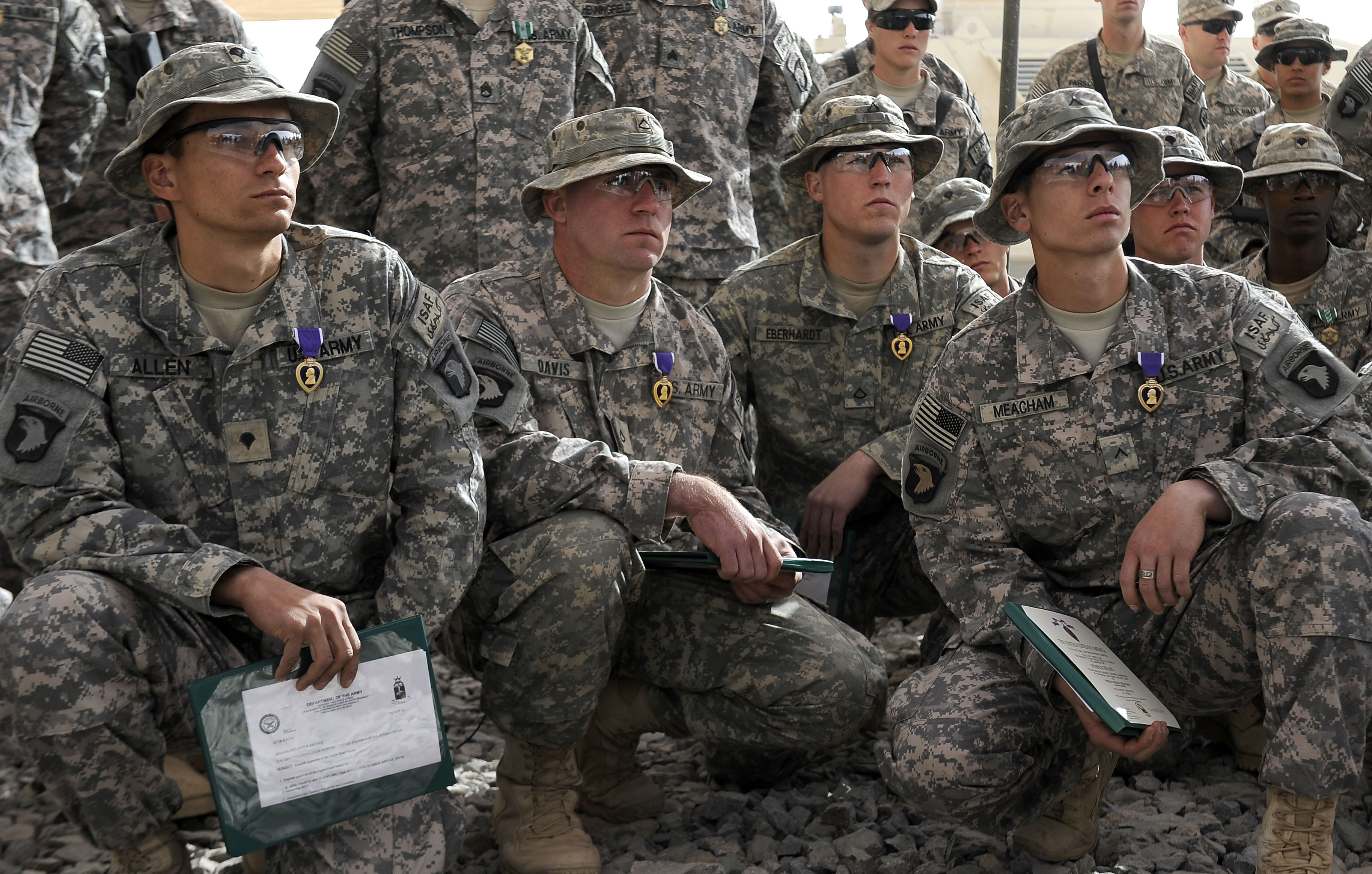 U.S. soldiers from 2nd Battalion, 502nd Infantry Regiment, 101st ...