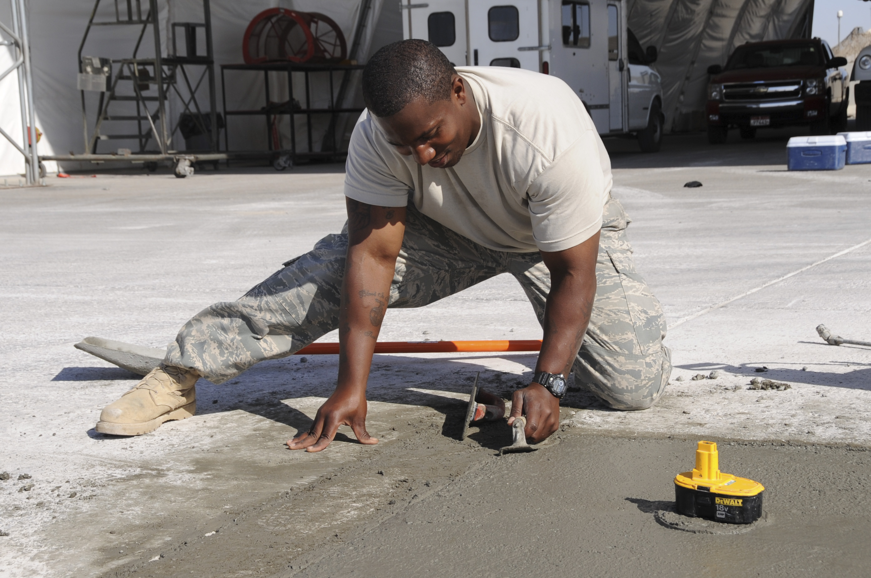 380th ECES supports flightline mission