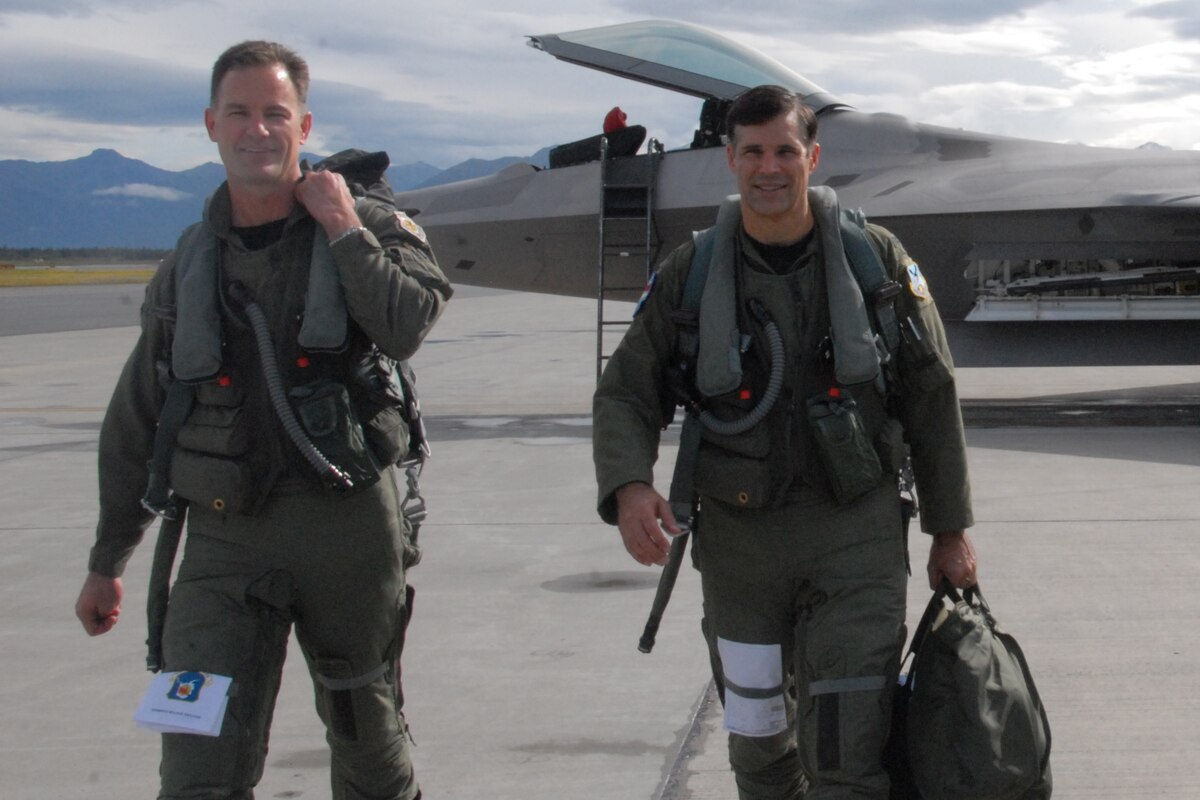 477th Fighter Group Final Raptor flight for group commander > Joint ...