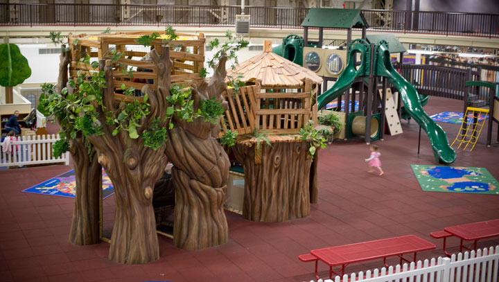 Weasels' Den reopens with improvements > Misawa Air Base > Article Display