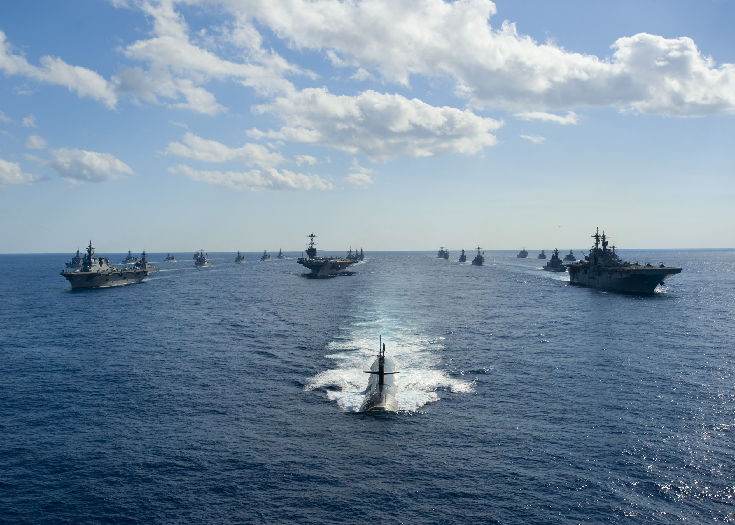A formation of ships from the Navy and Japan Maritime Self-Defense ...