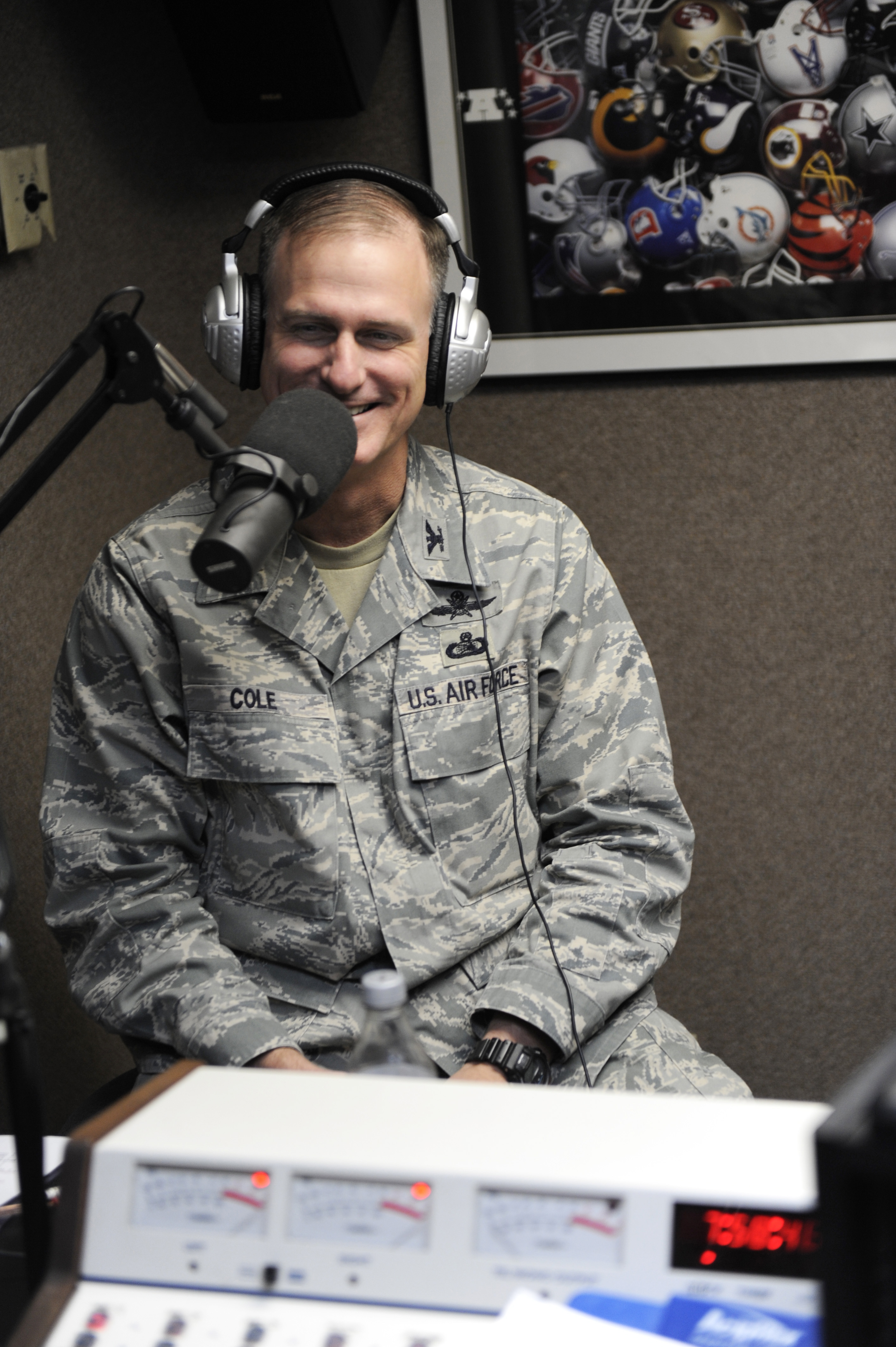 Commander's Corner features Col. Cole > Holloman Air Force Base ...