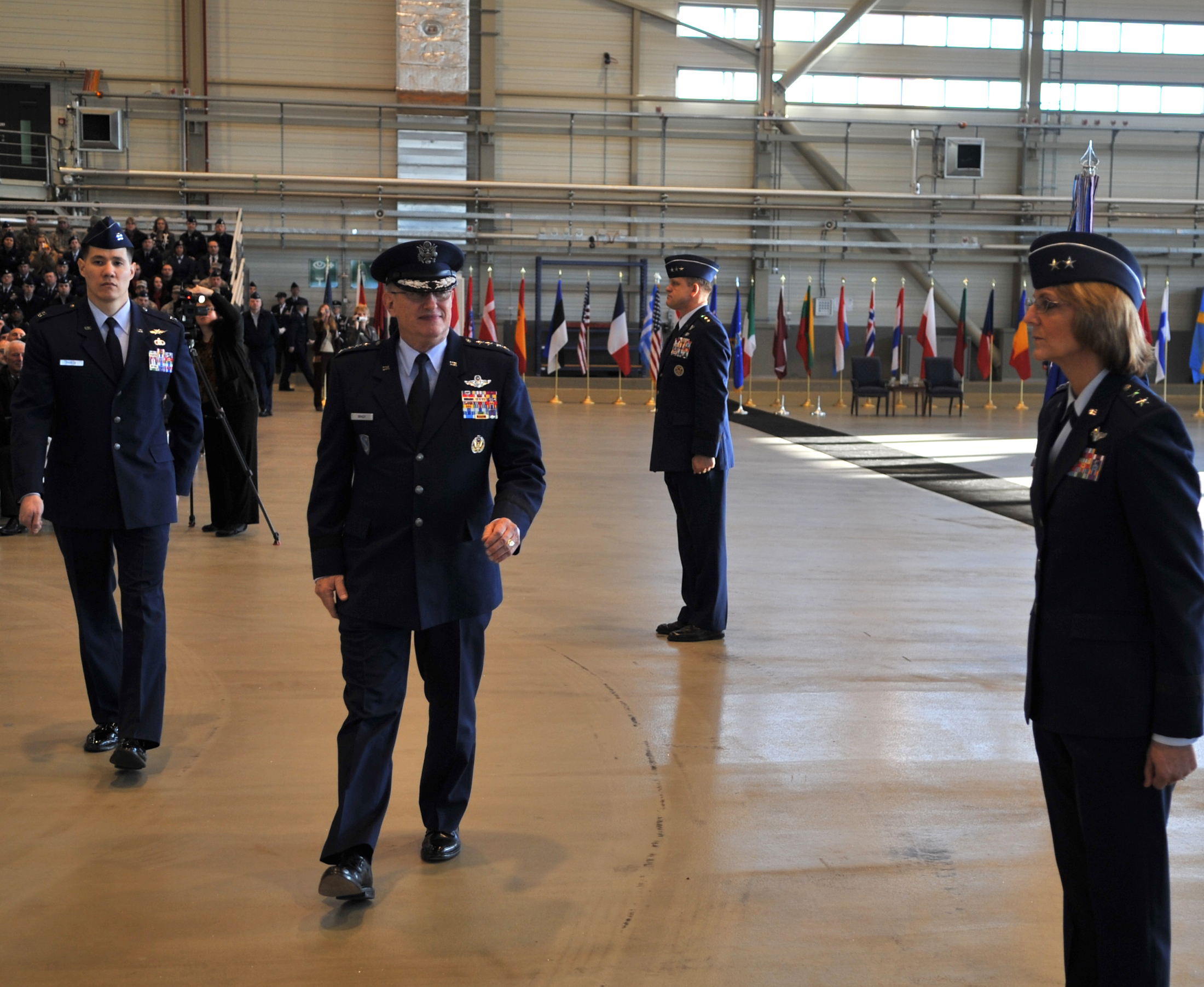 General Welsh assumes command of USAFE > 501st Combat Support Wing ...