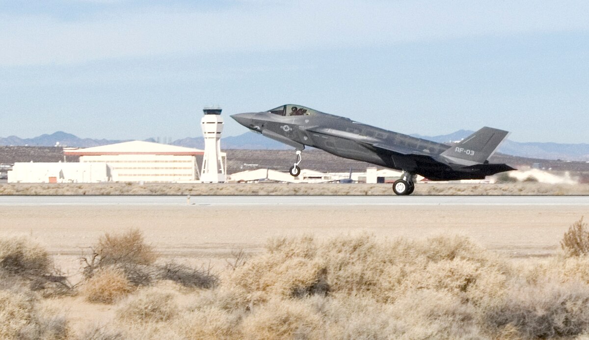 Lightning strikes again at Edwards with first mission-systems JSF ...