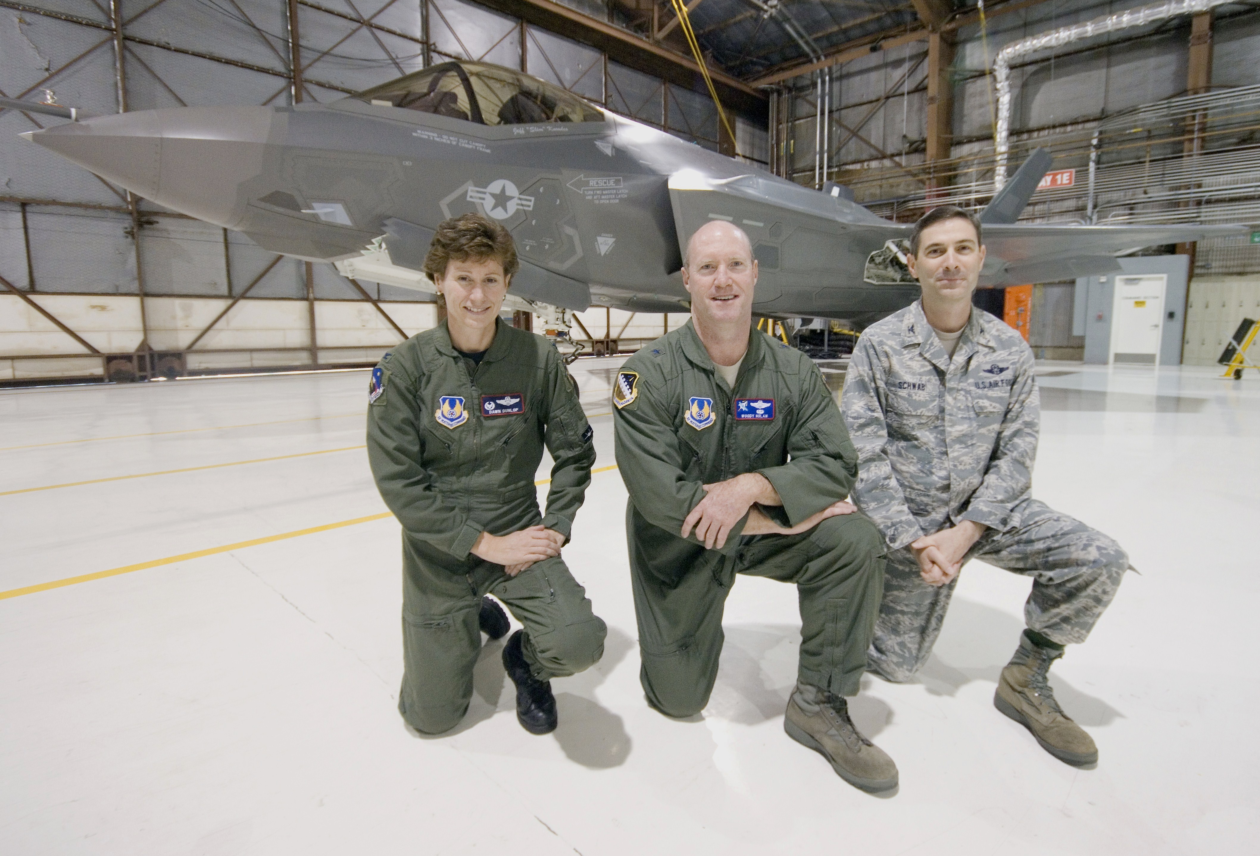 Commanders offer best wishes to Team Edwards for holidays > Edwards Air ...