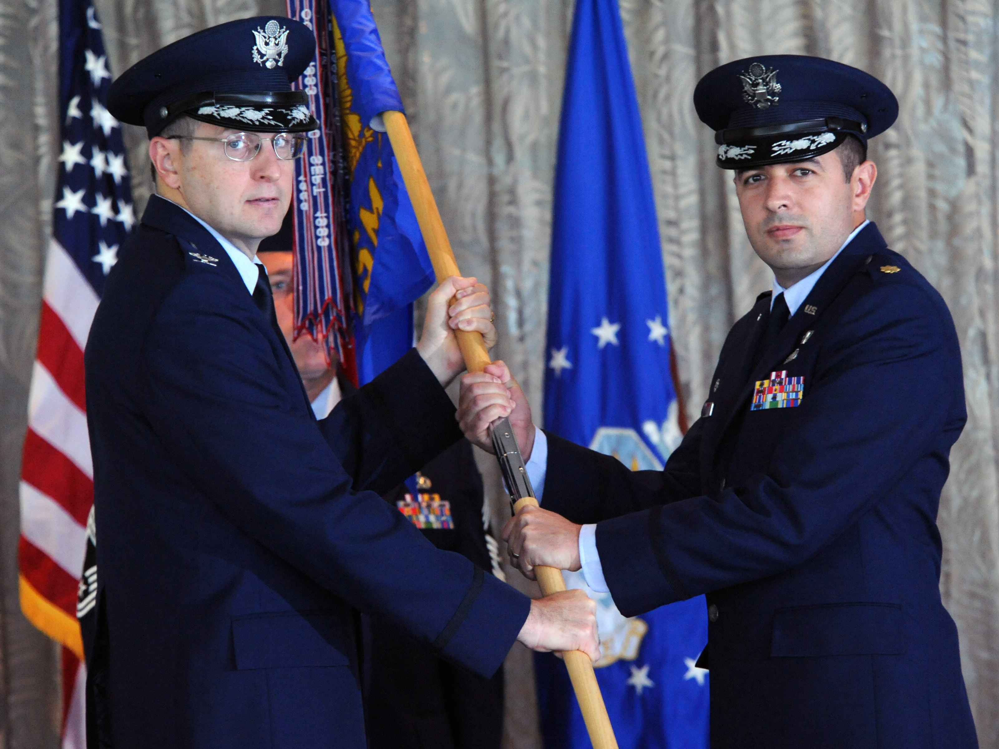 15th Maintenance Squadron welcomes new commander > 15th Wing > Article ...