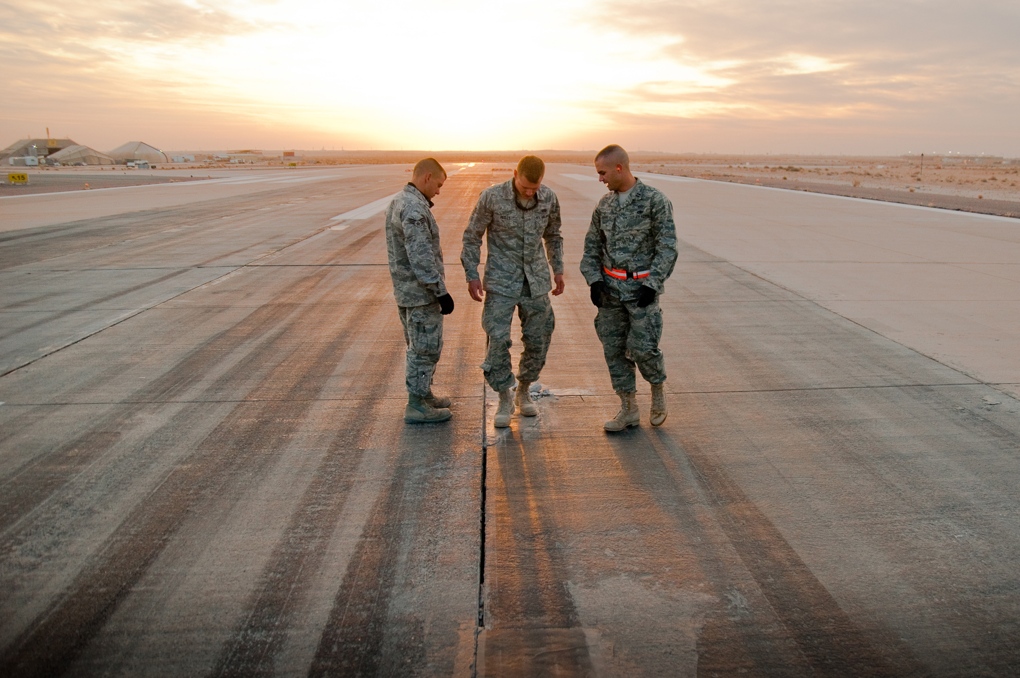 Runway repair team keeps airlift moving at 386th AEW > U.S. Air Forces ...
