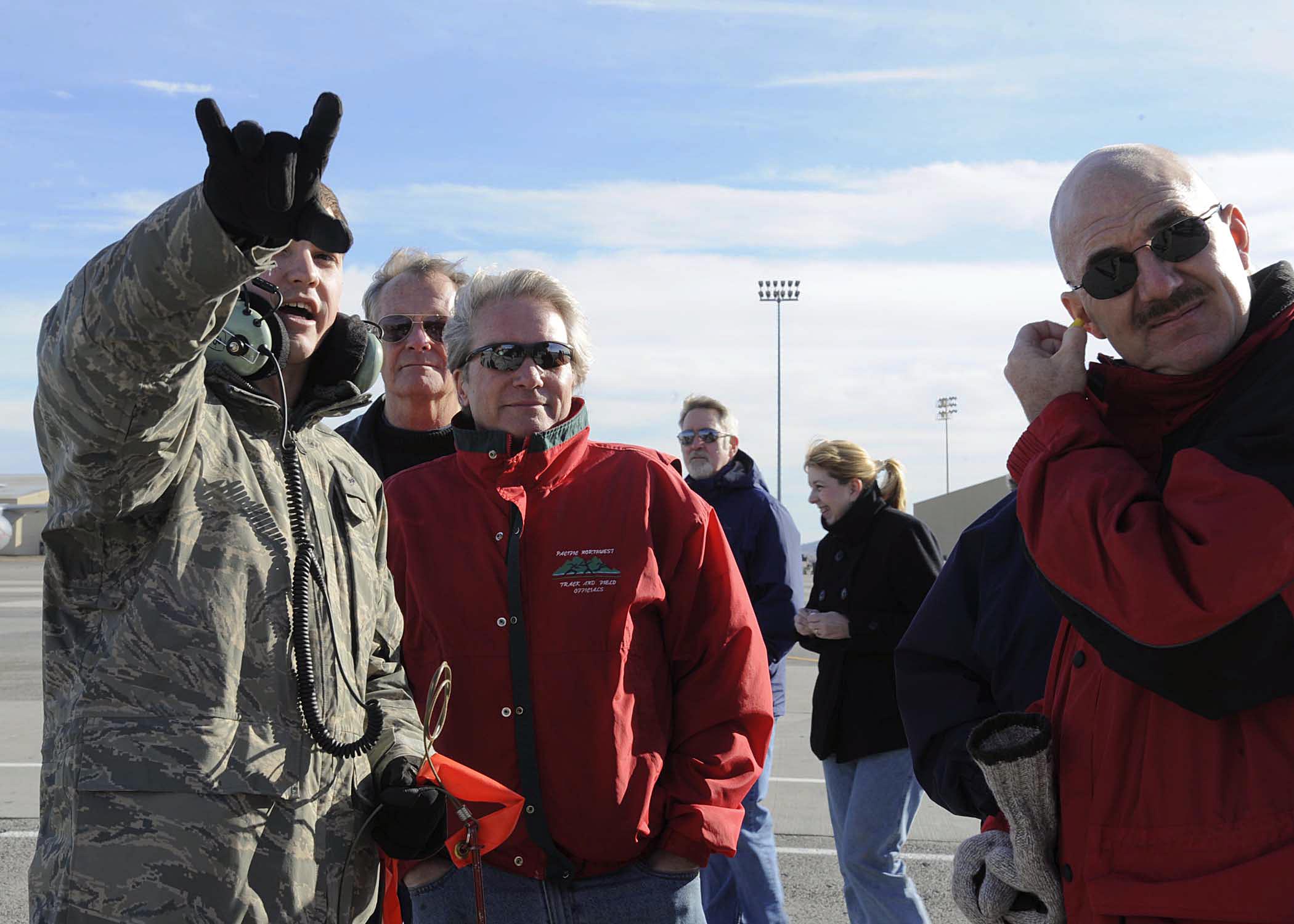 Honorary Commanders take tour of Fairchild > Fairchild Air Force Base ...