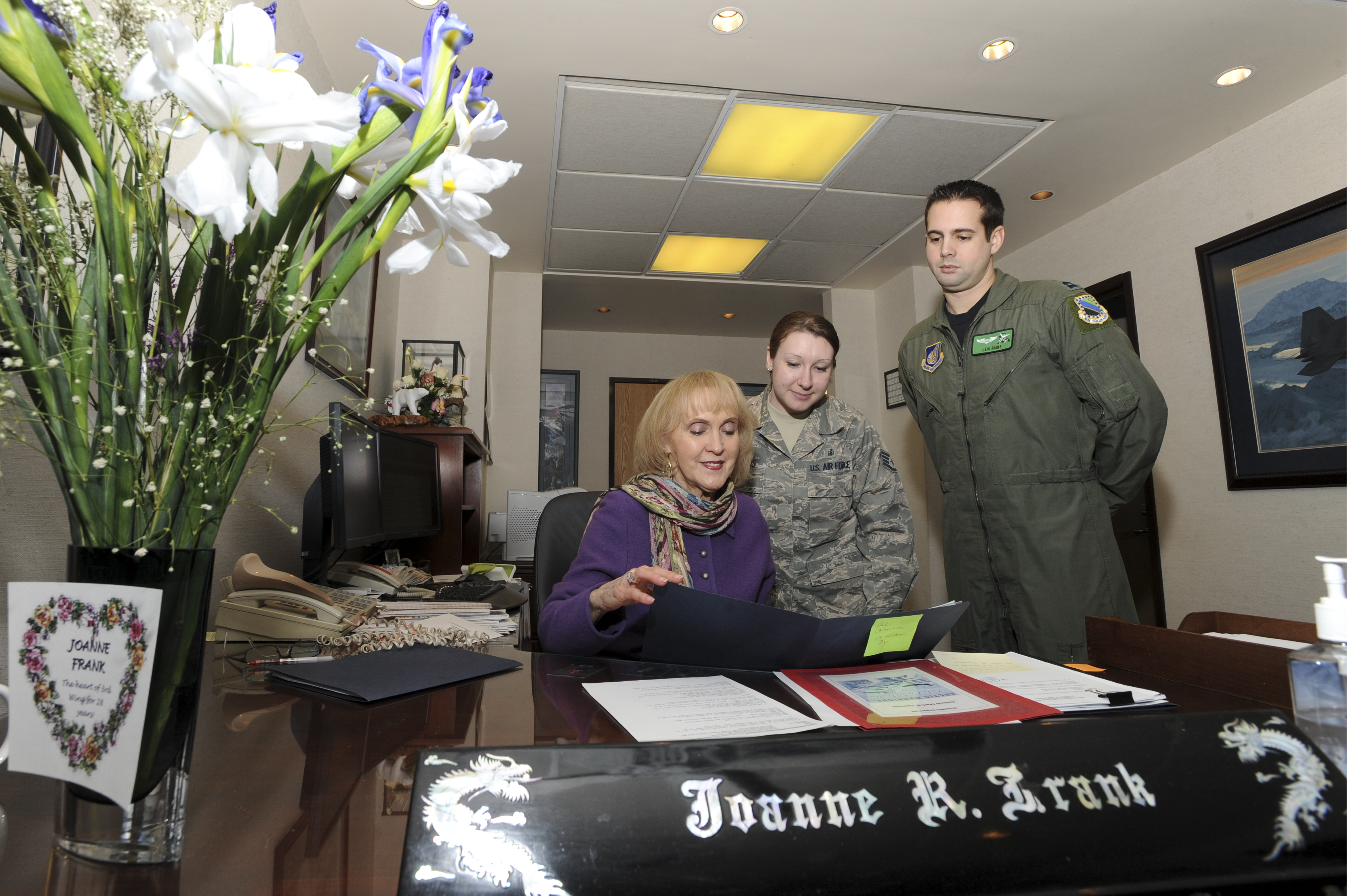Wing commander's secretary celebrates 28 years of service > Pacific Air ...