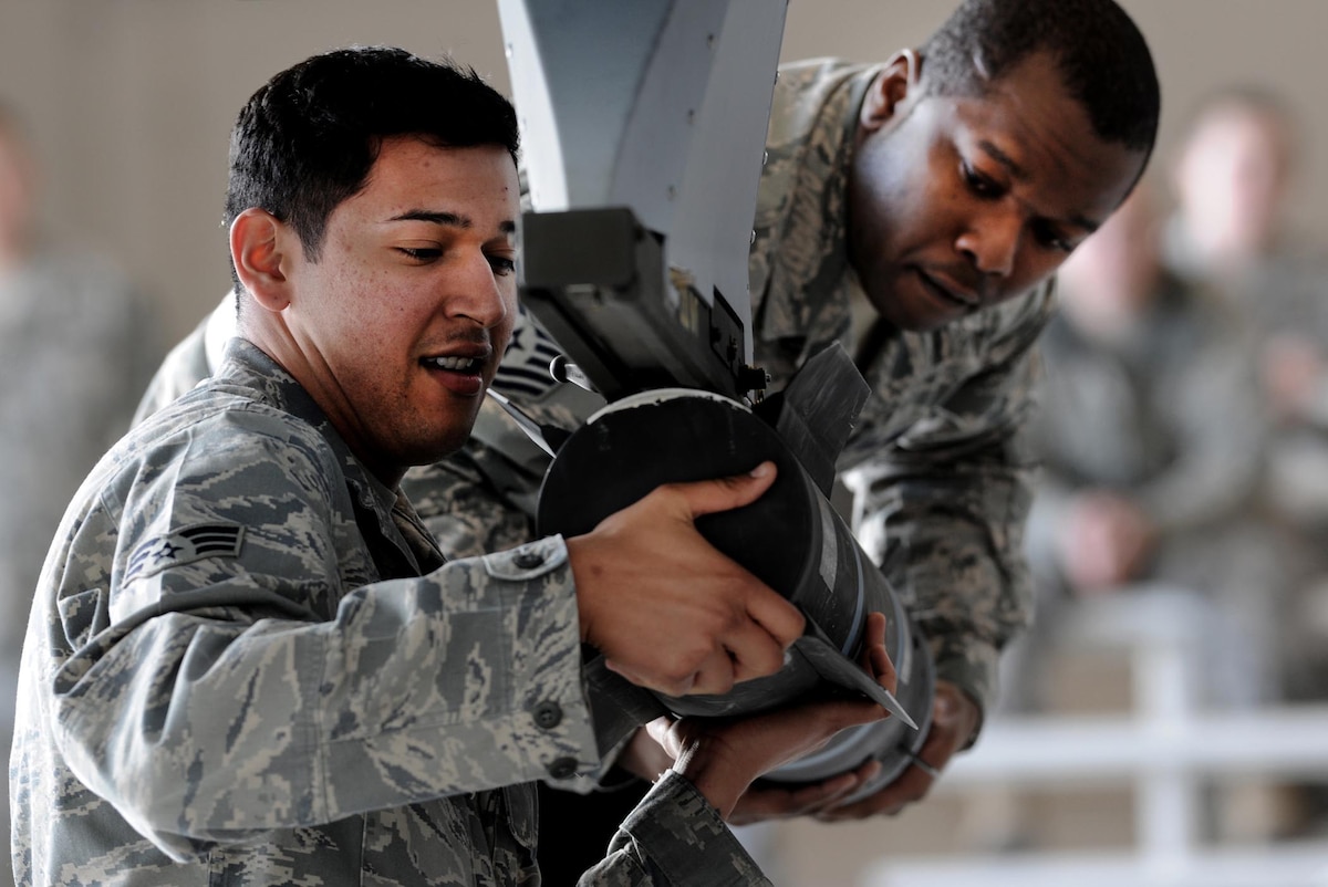 Photos: 432nd AMXS conducts weapons load competition > Air Combat ...