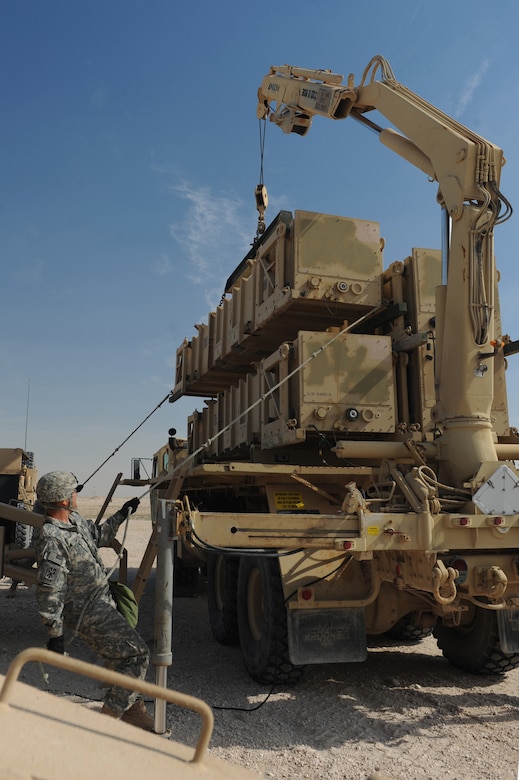 Patriot Missile Soldiers maintain, train to isolate air threats > U.S ...