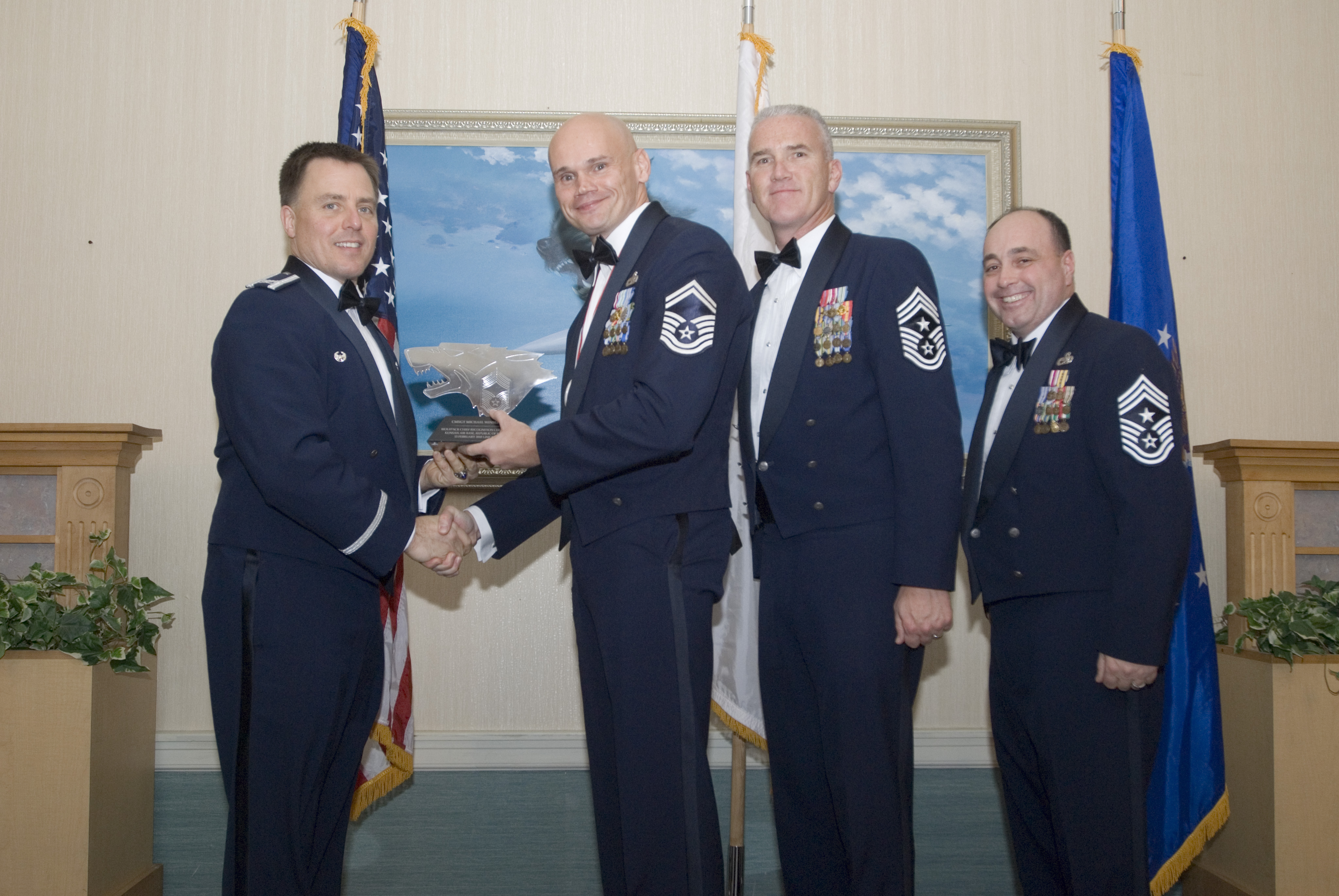 8th Fighter Wing honors newest chiefs > Pacific Air Forces > Article ...