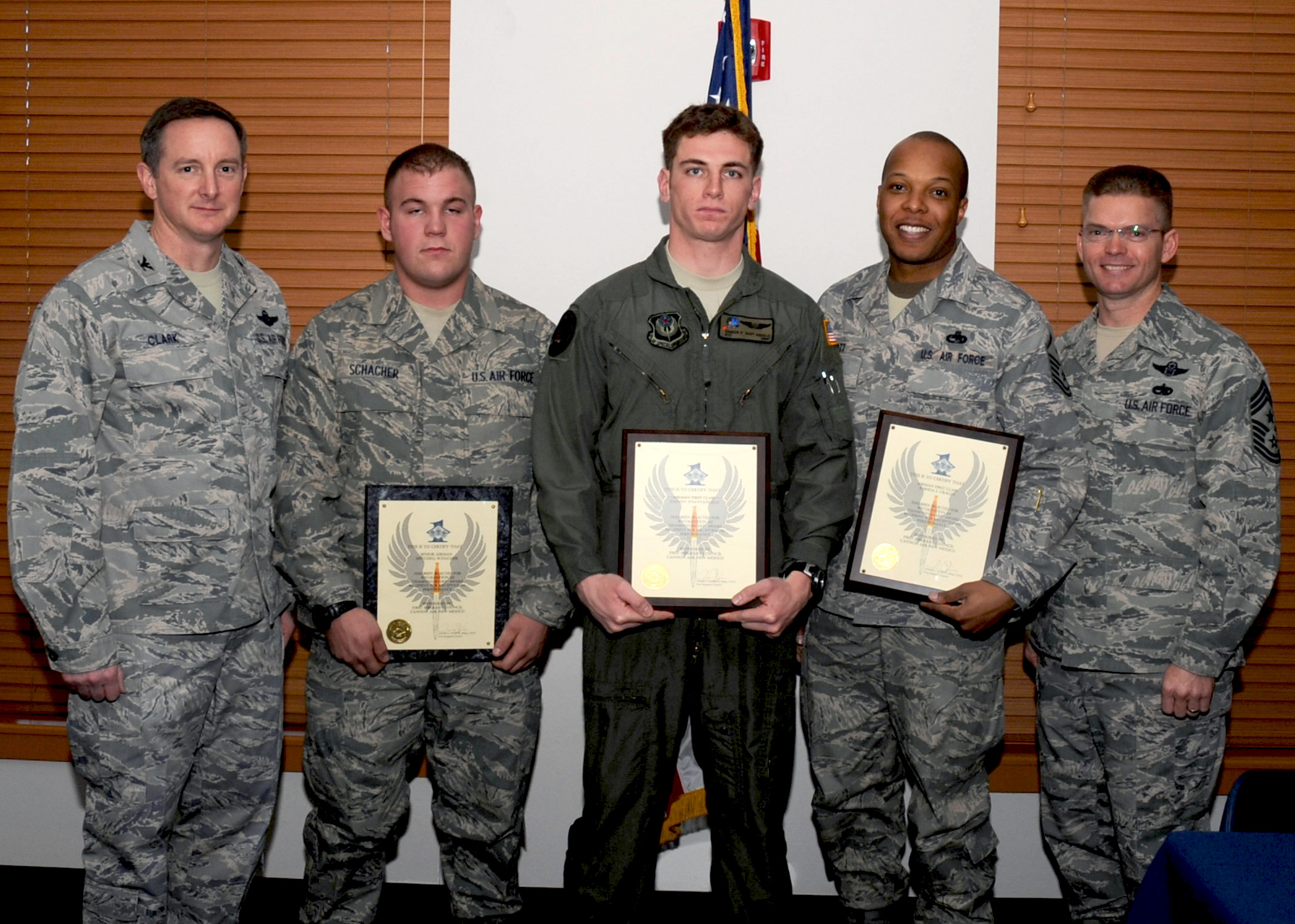 Diamond Sharp recognizes sharp Airmen > Cannon Air Force Base > News