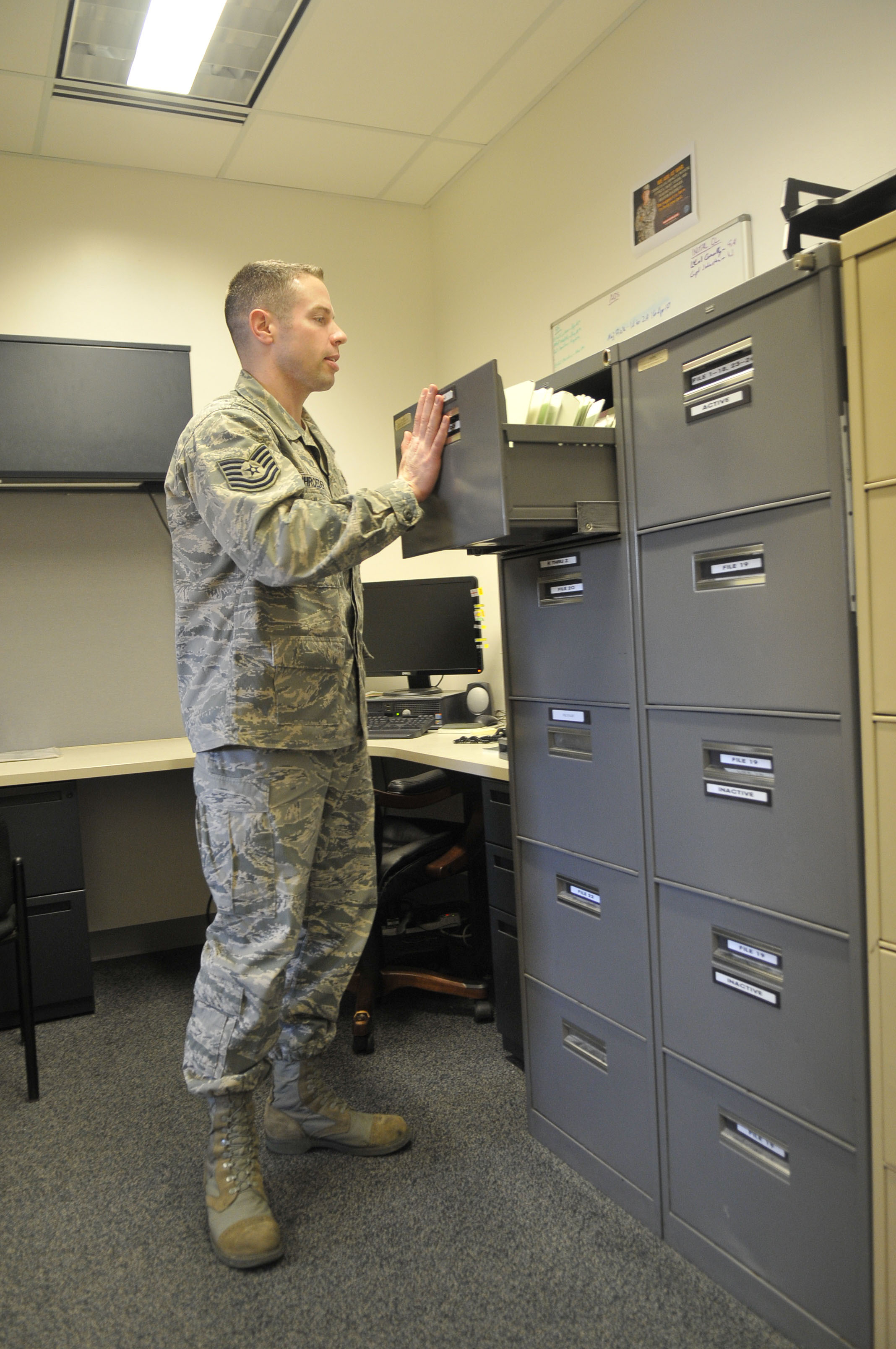 Flight records Airmen keep score > Eielson Air Force Base > Display