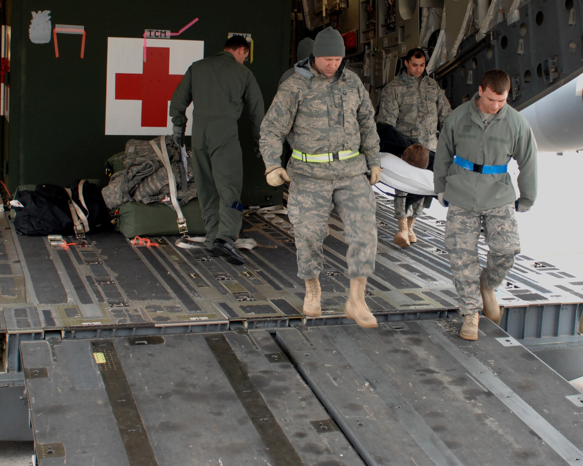 Medical teams, volunteers care for patients > Scott Air Force Base ...