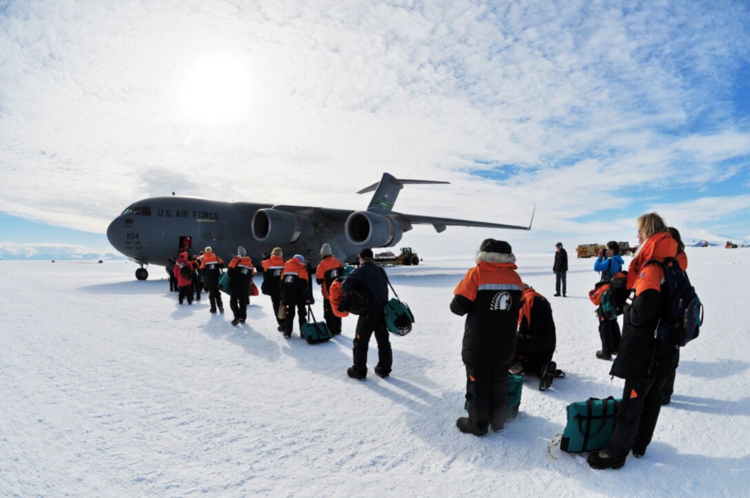 We're leaving on a Globemaster