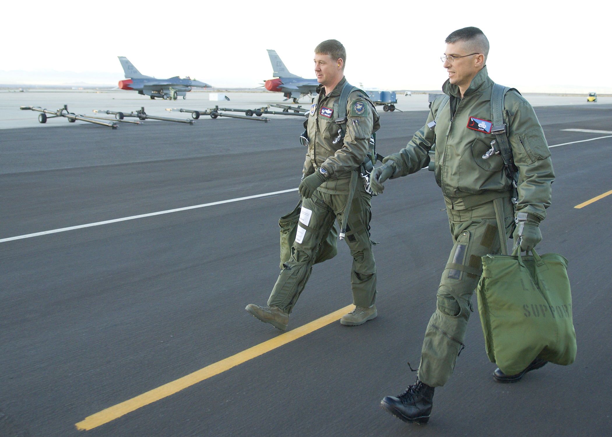 Departing command chief receives fini-flight