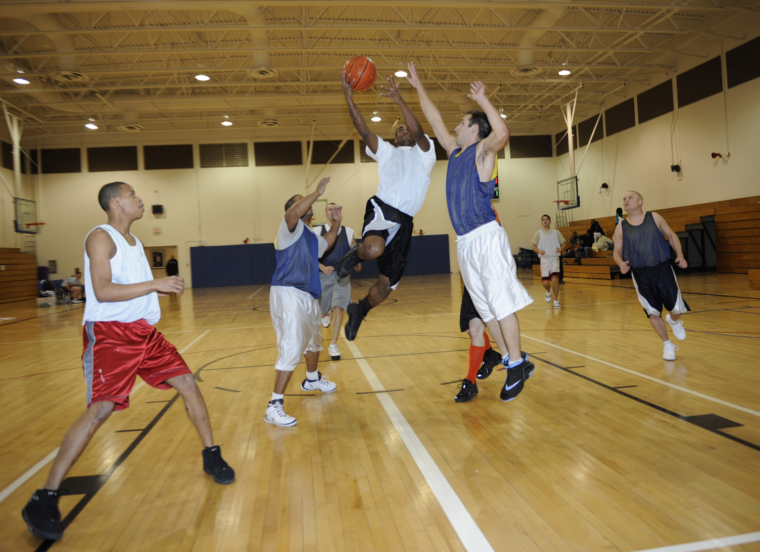 Gunfighters participate in intramural basketball > Mountain Home Air ...
