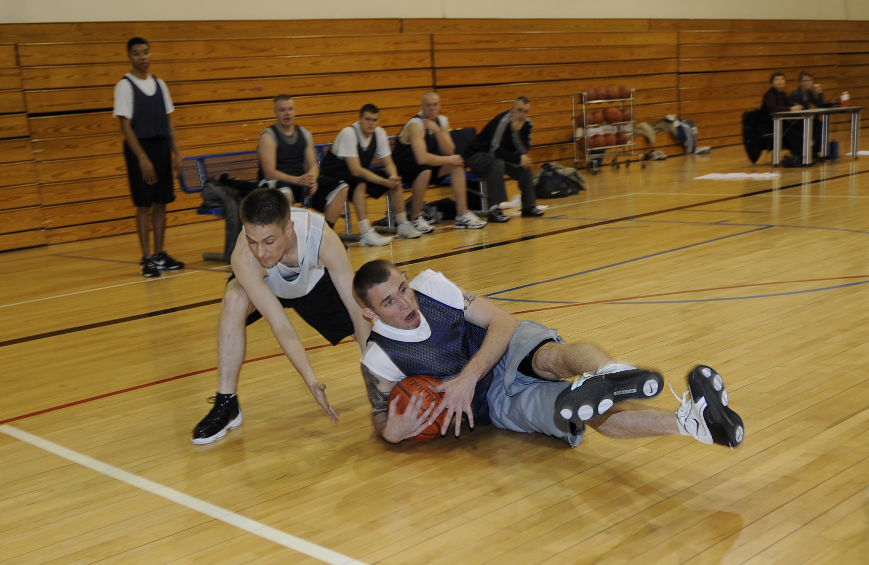 Gunfighters participate in intramural basketball > Mountain Home Air ...