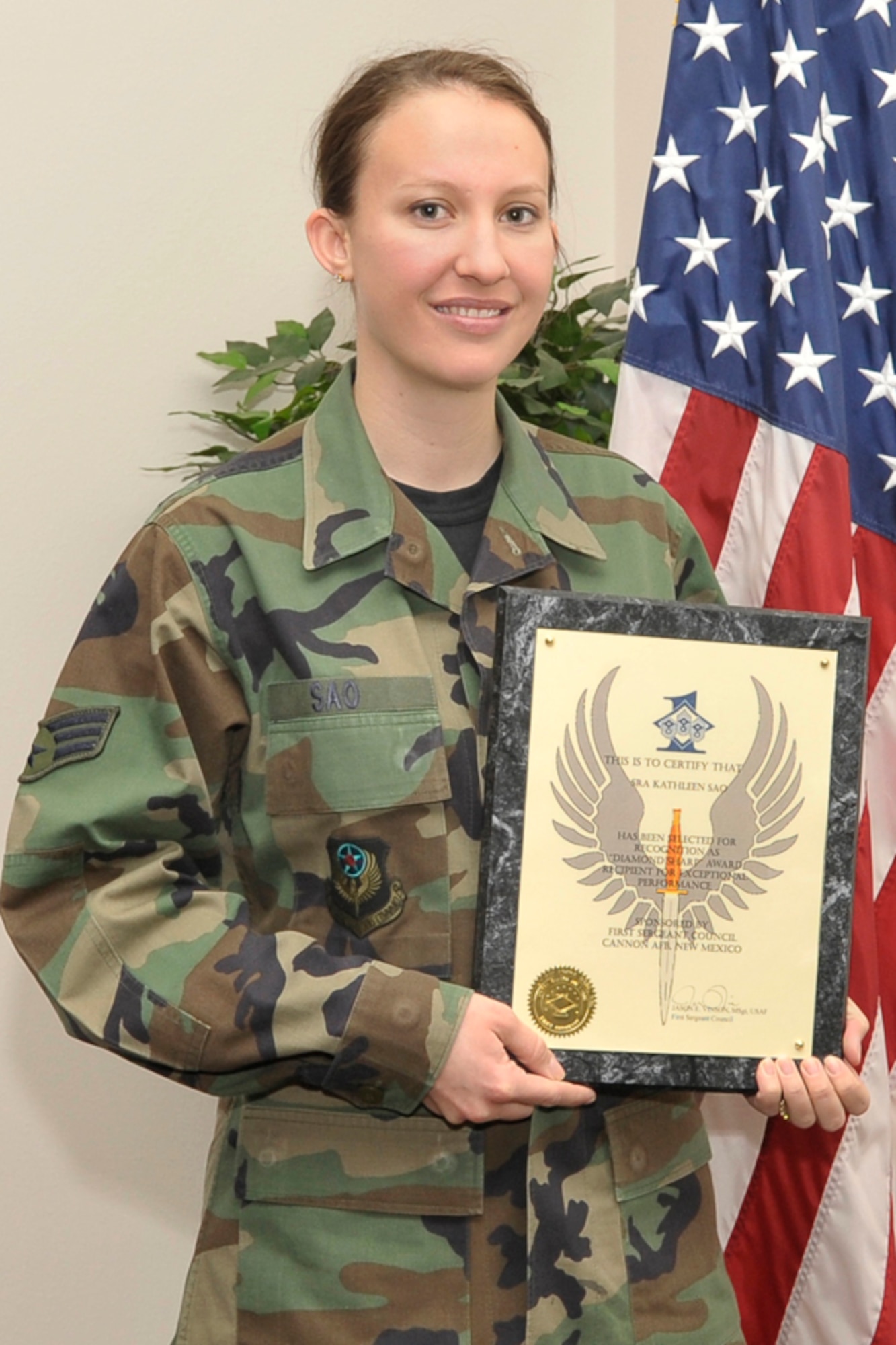 Diamond Sharp recognizes outstanding Airmen > Cannon Air Force Base > News