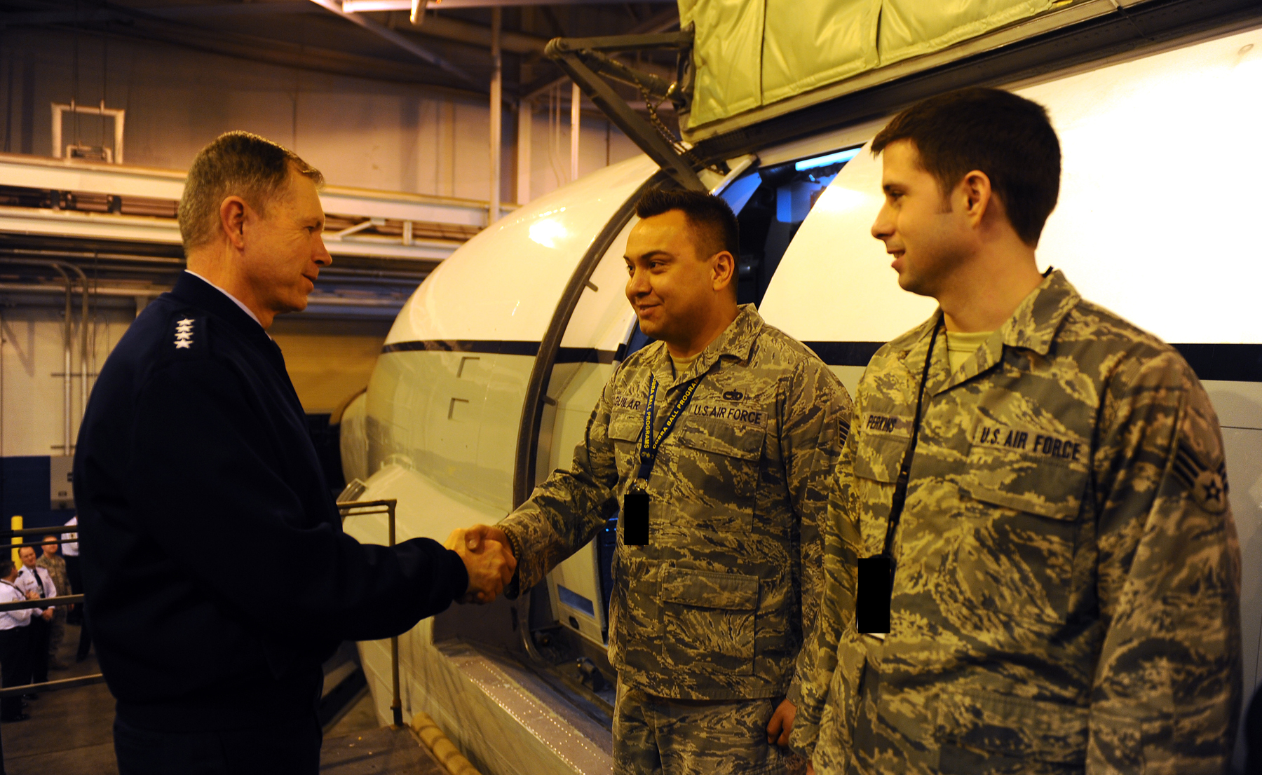 ACC commander visits Offutt > Offutt Air Force Base > News