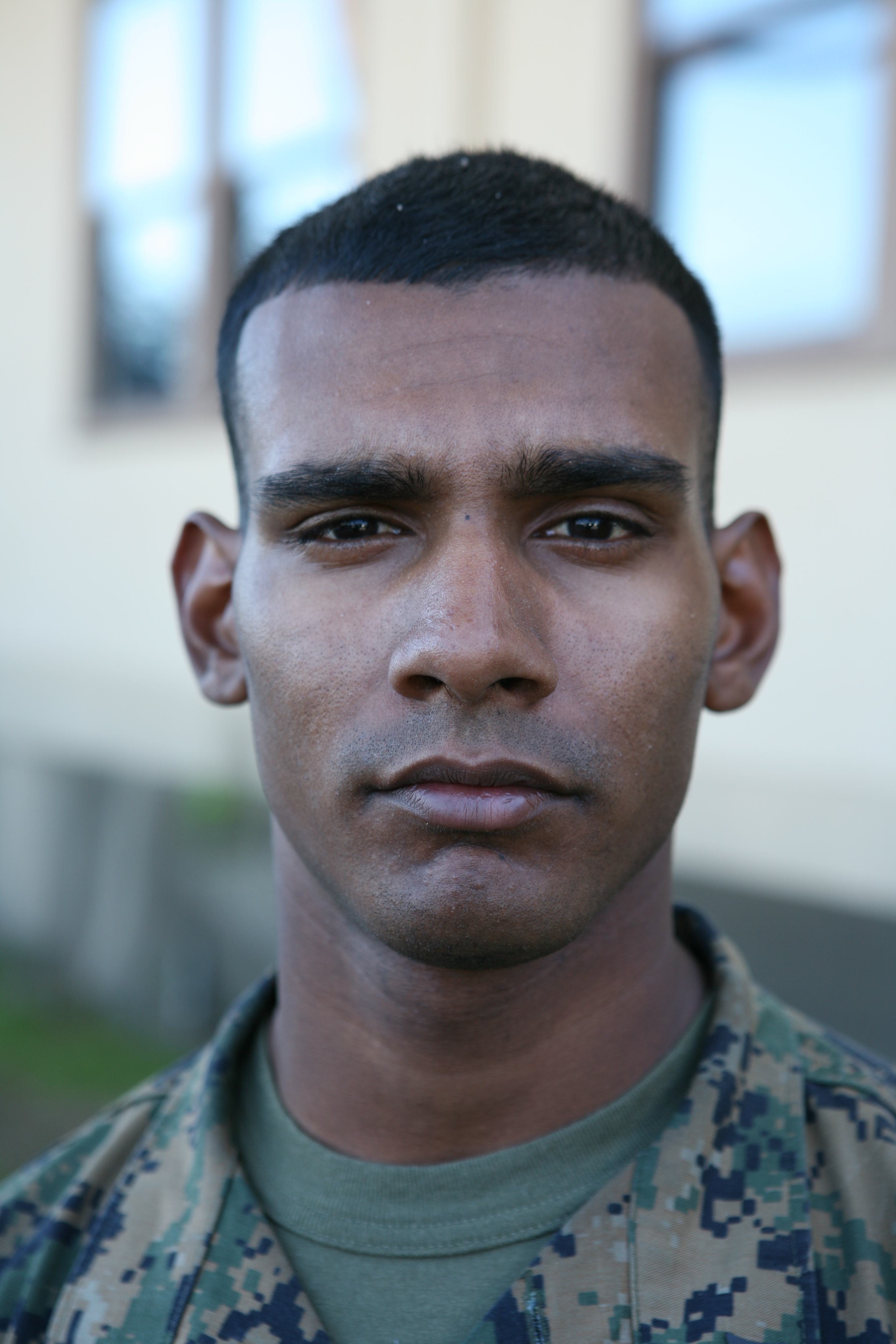 Marine Saves Choking Man's Life > 1st Marine Logistics Group > Unit ...