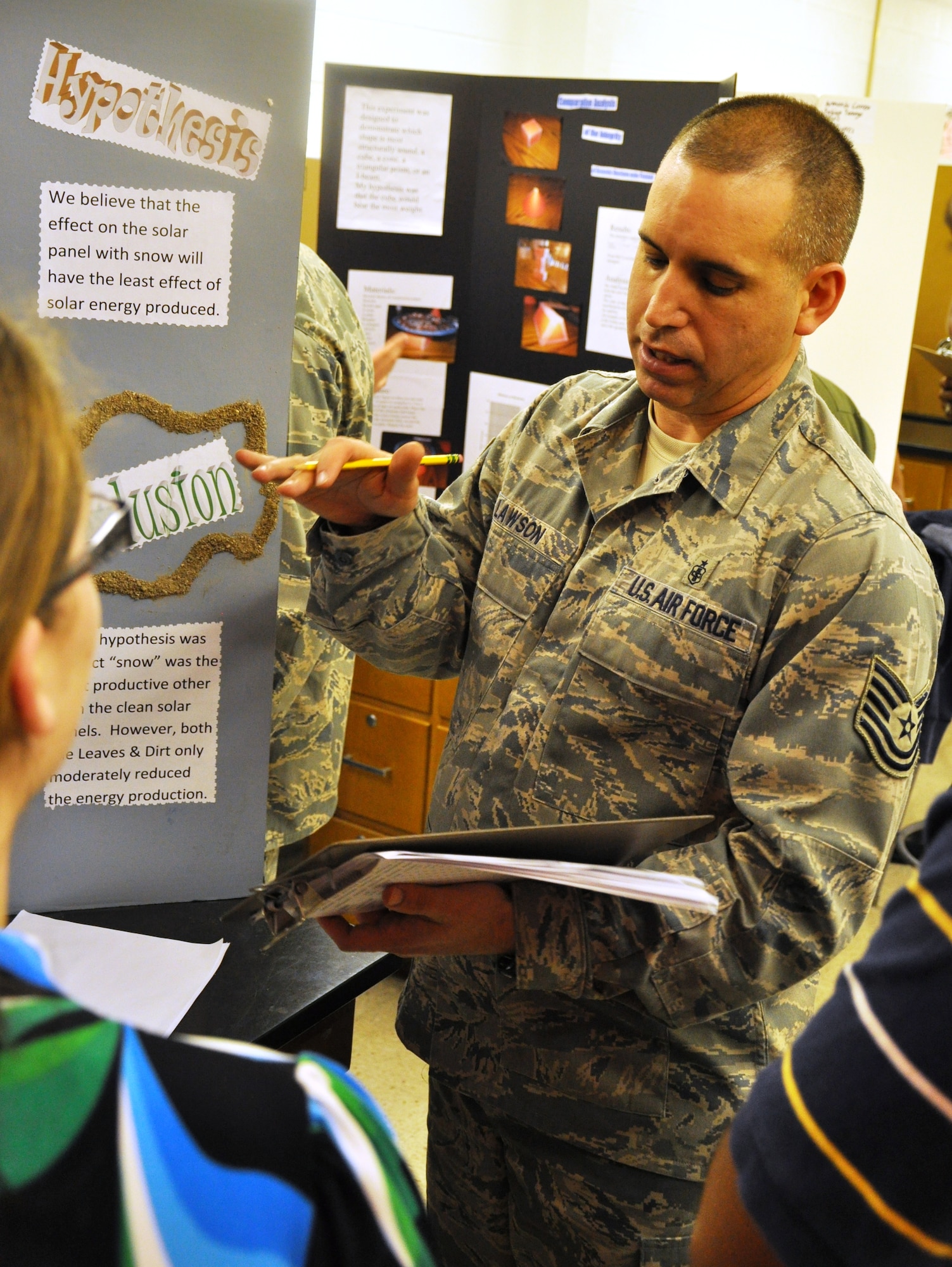 Laughlin Airmen volunteer at area schools > Laughlin Air Force Base ...