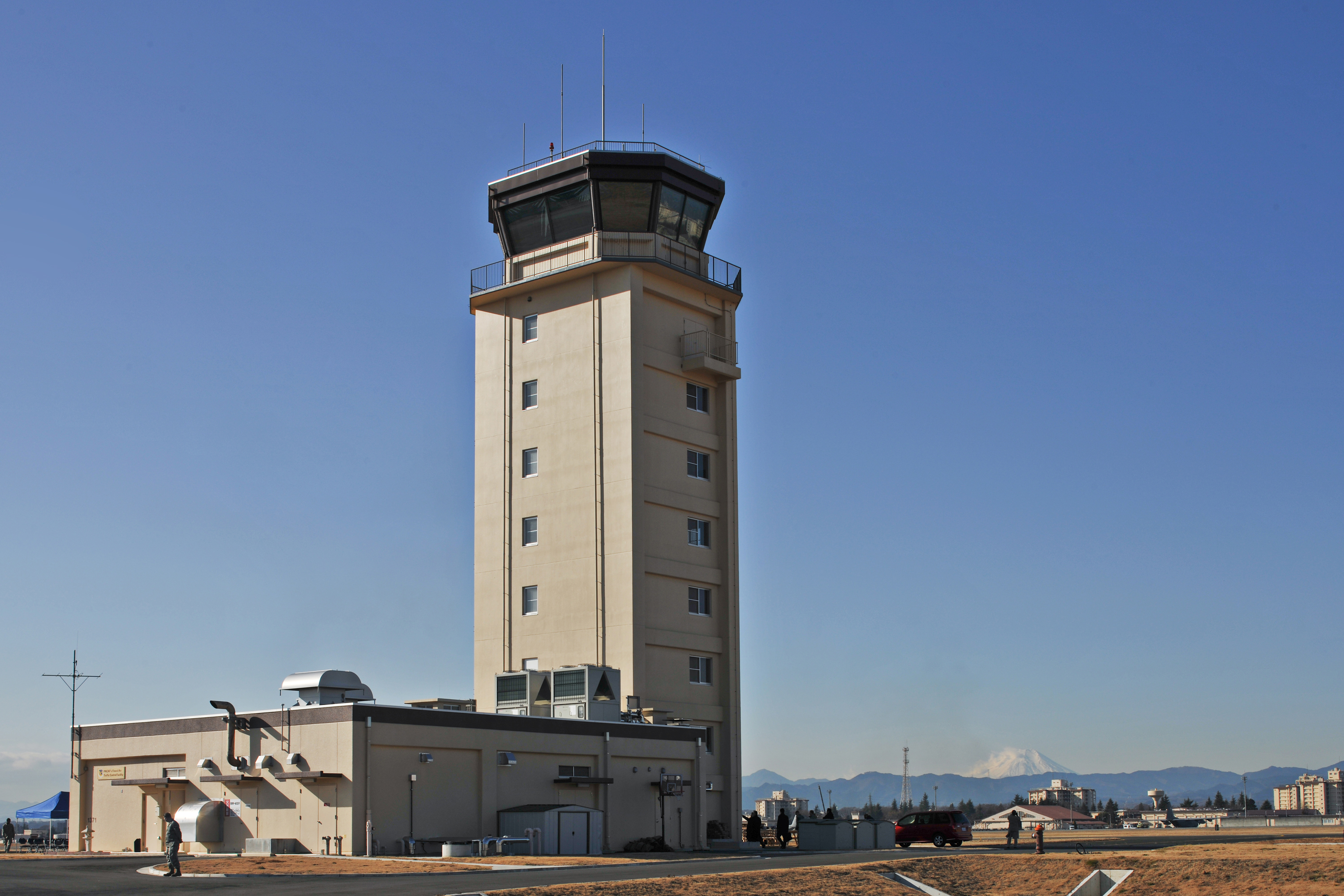Yokota's new Air Traffic Control Tower grand opening held > Yokota Air ...