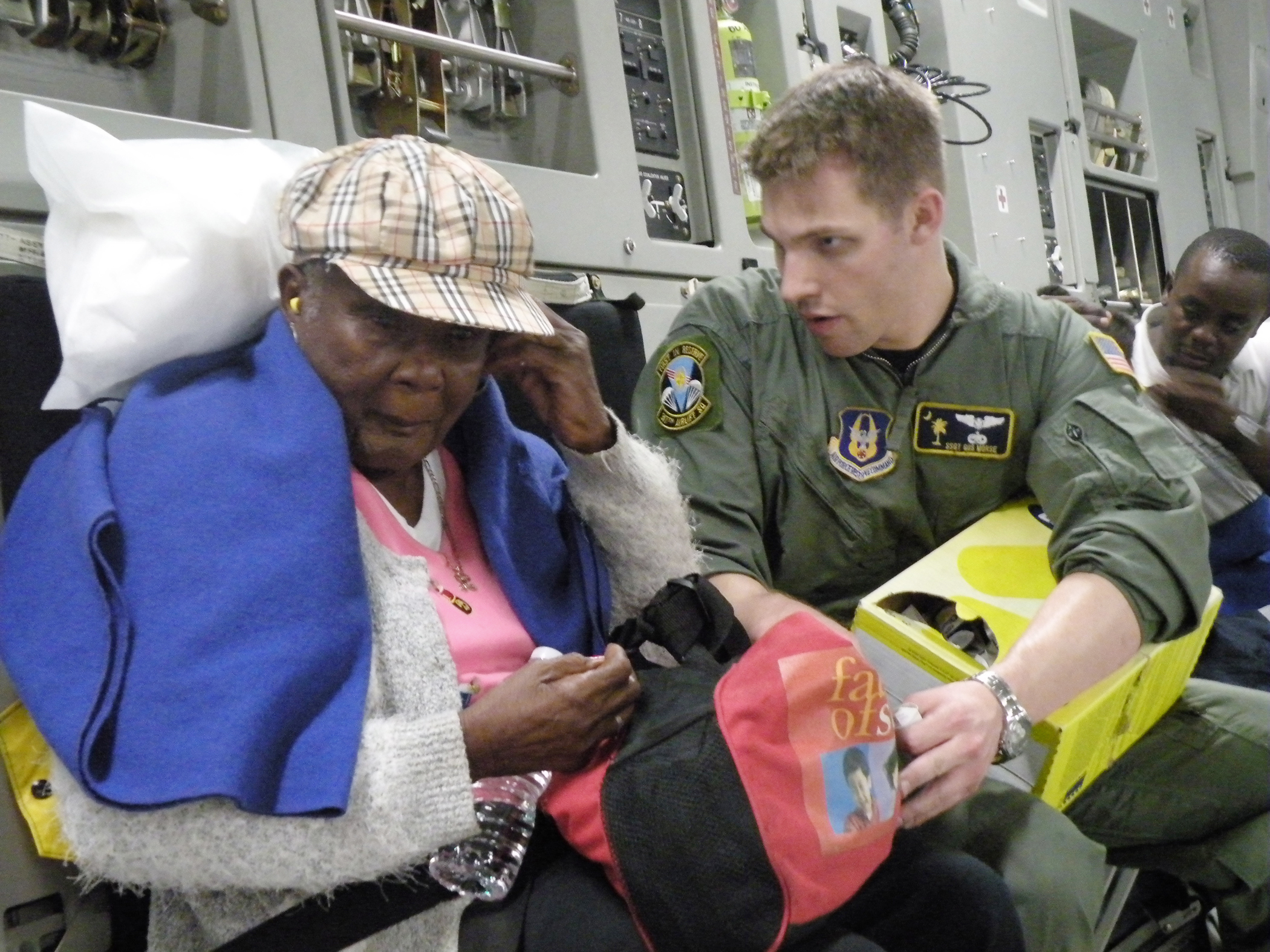 Total-force crews support Operation Unified Response in Haiti > Air ...