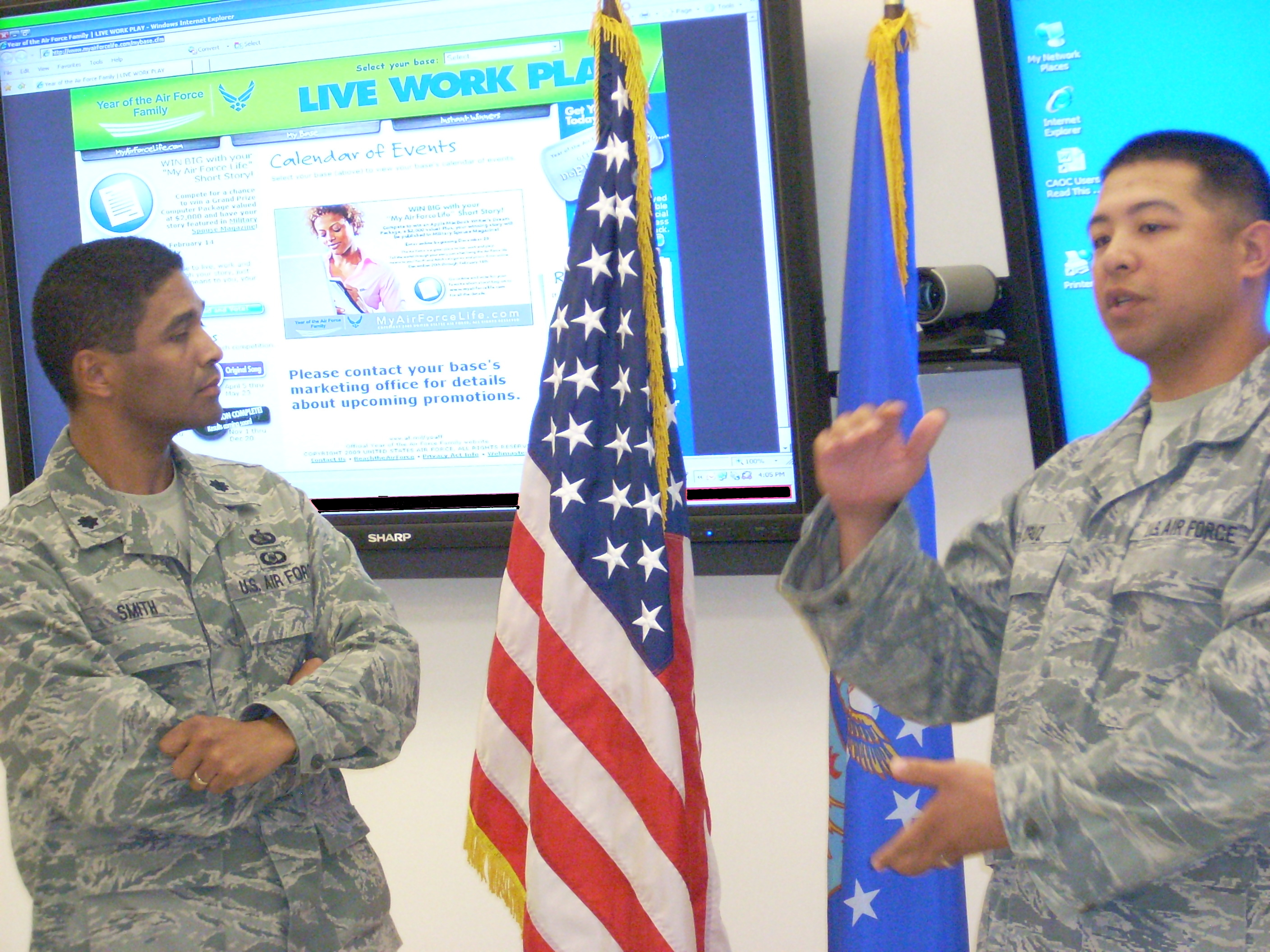 Deployed Airman wins design contest > Air Force's Personnel Center > News