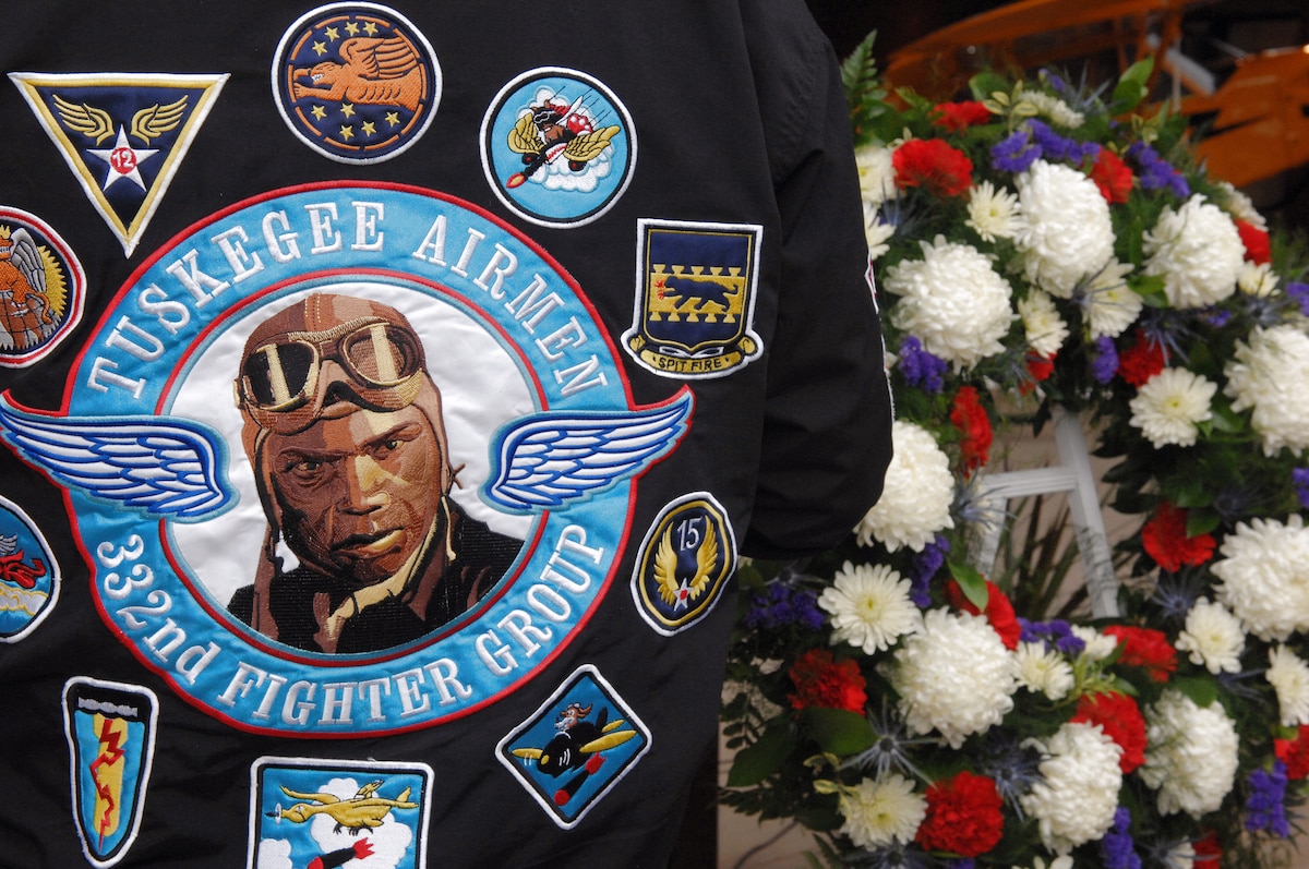 Lt. Col. Lee Archer, Tuskegee Airman, passes > Grissom Air Reserve Base ...