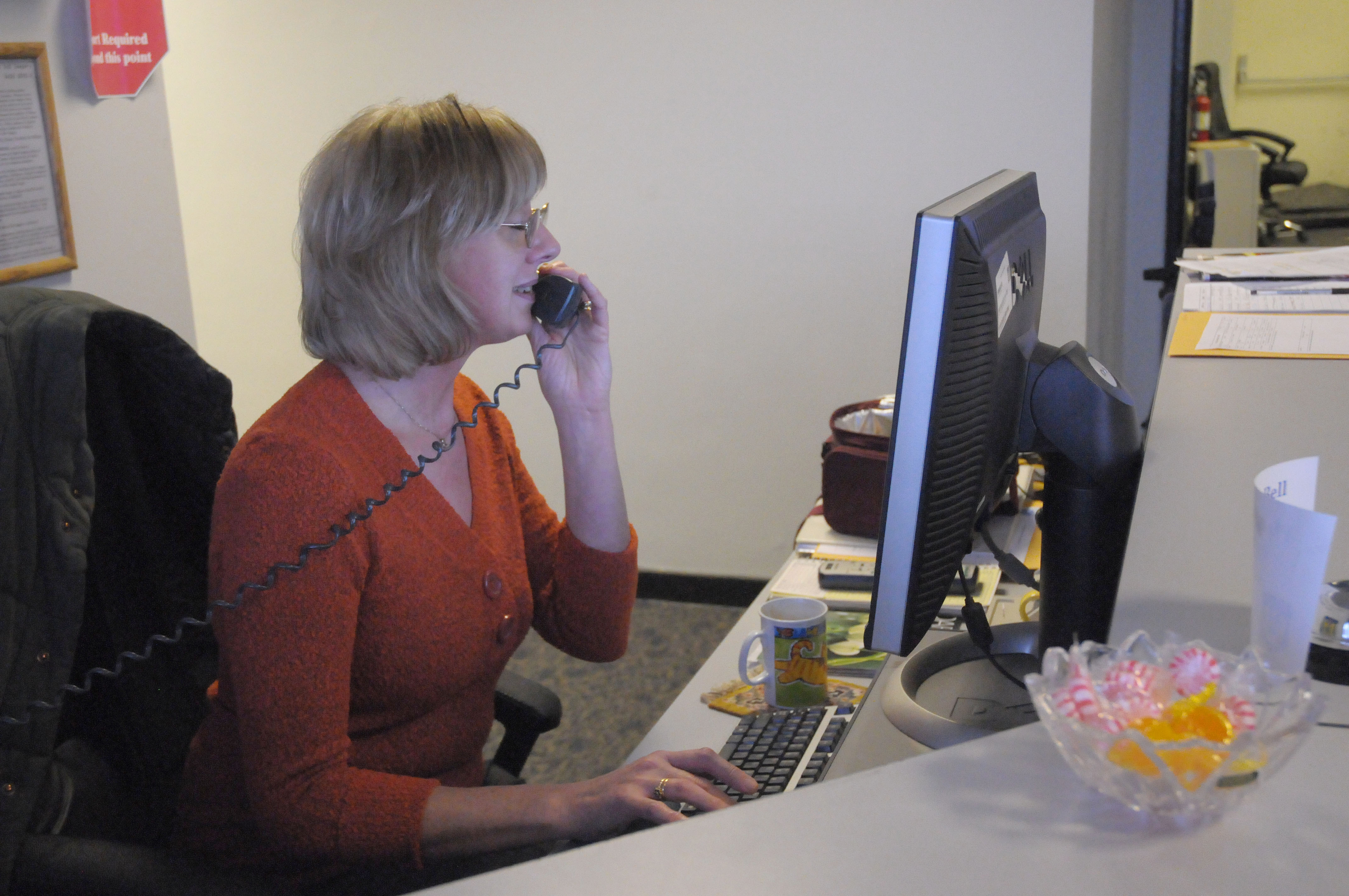 Administrative manager demonstrates Air Forces' core values > Royal Air ...