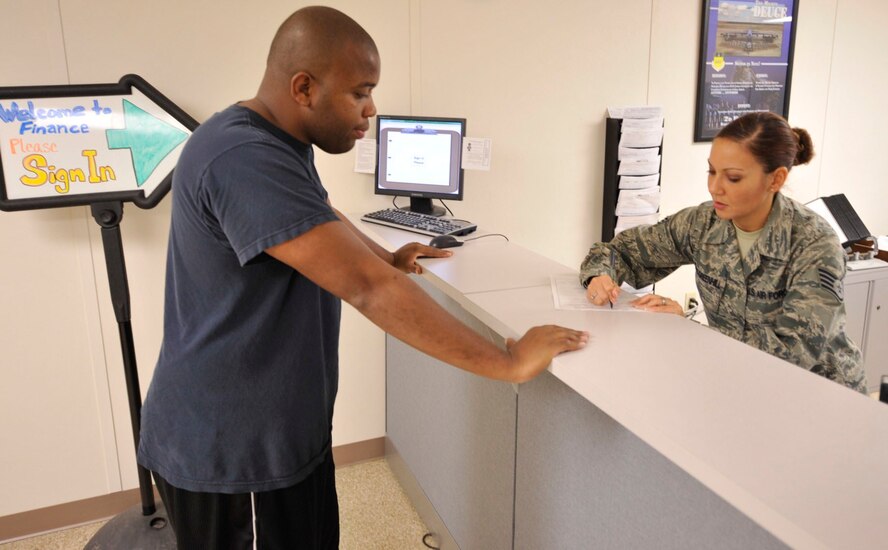 Finance office keeps Airmen in check
