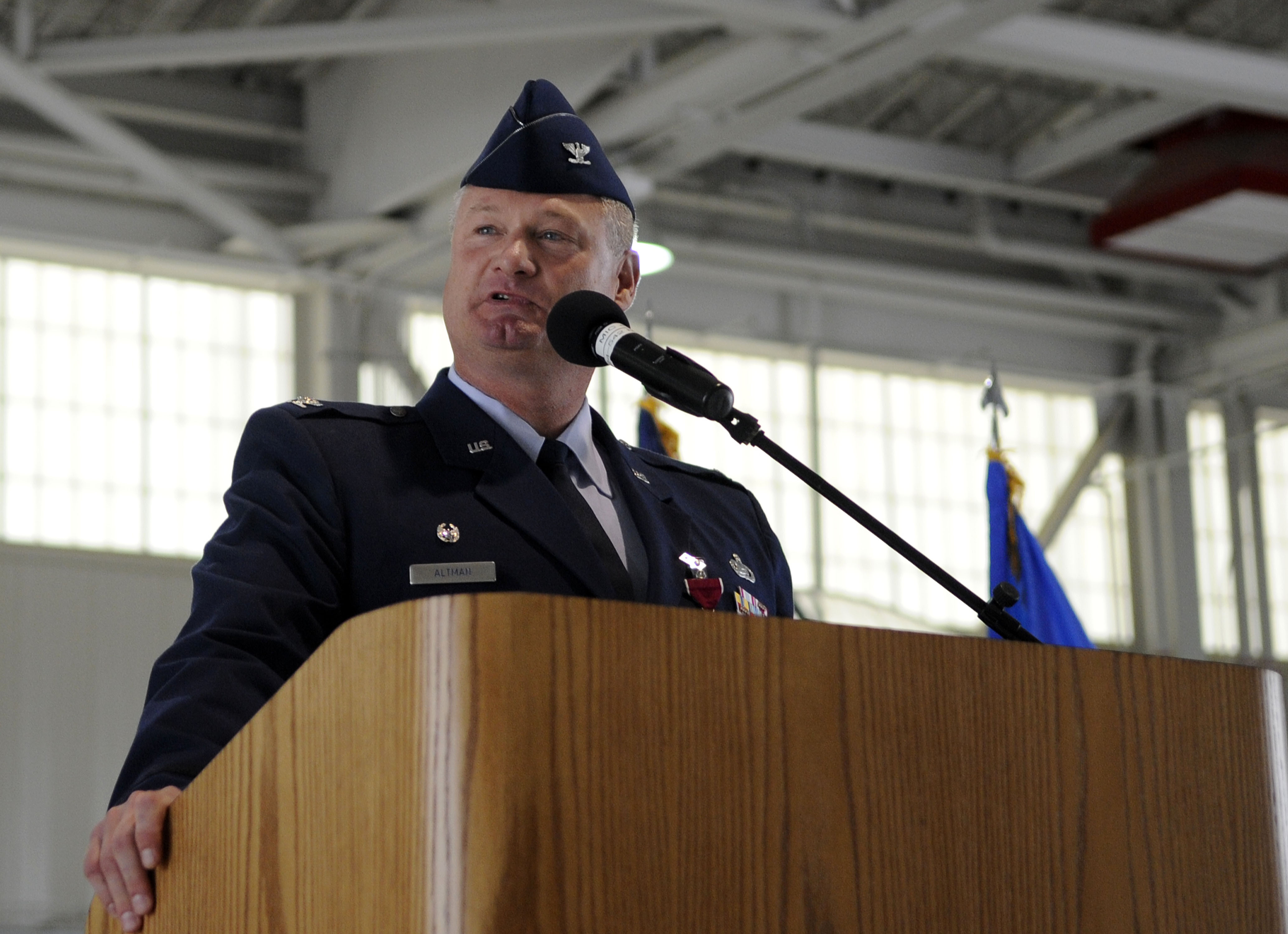 633d MSG change of command