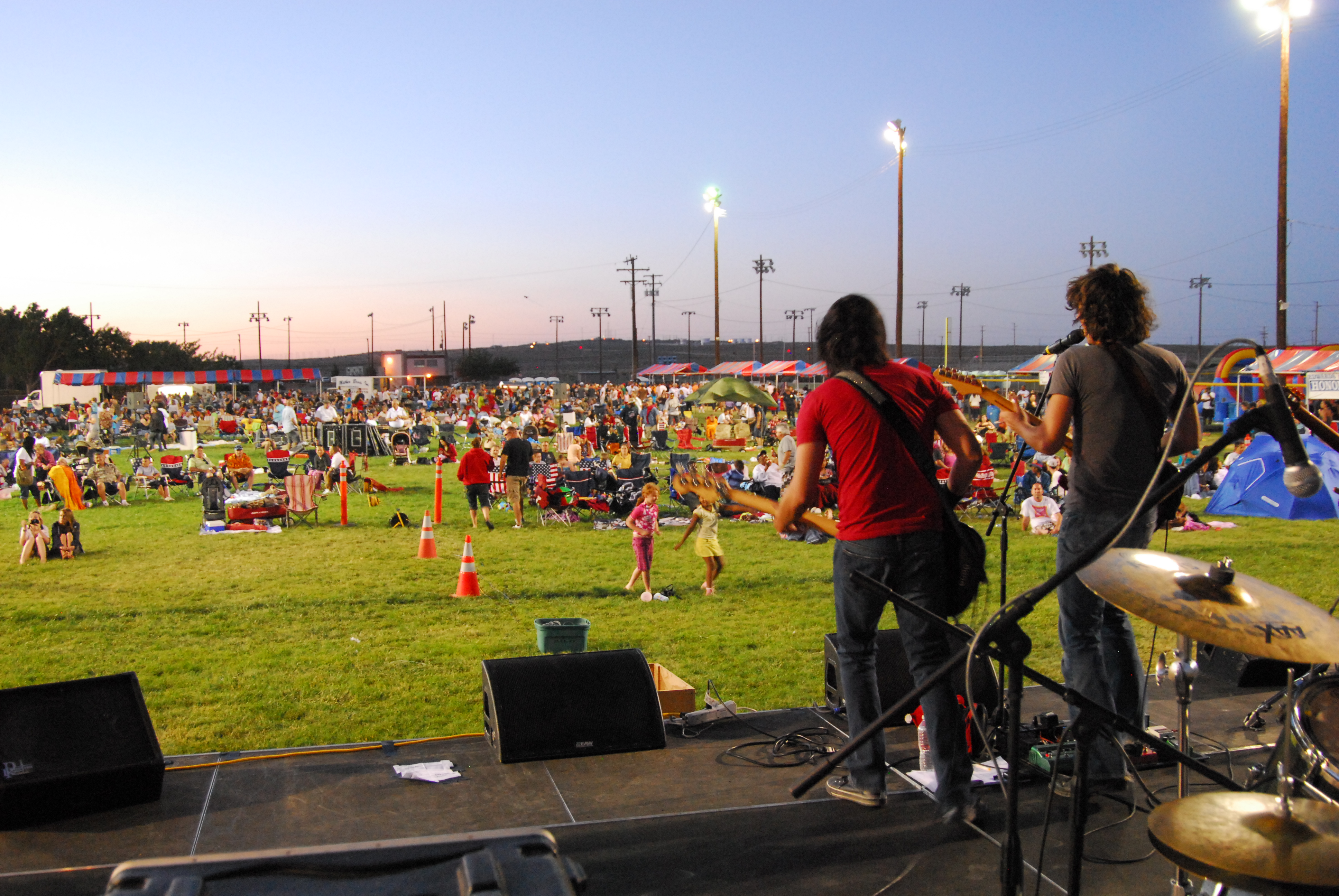 Fireworks highlight Edwards' Summer Bash Independence Day celebration ...