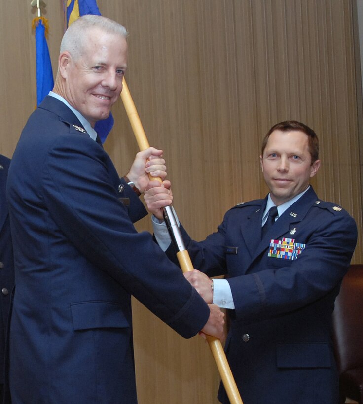 82nd AMDS welcomes new commander