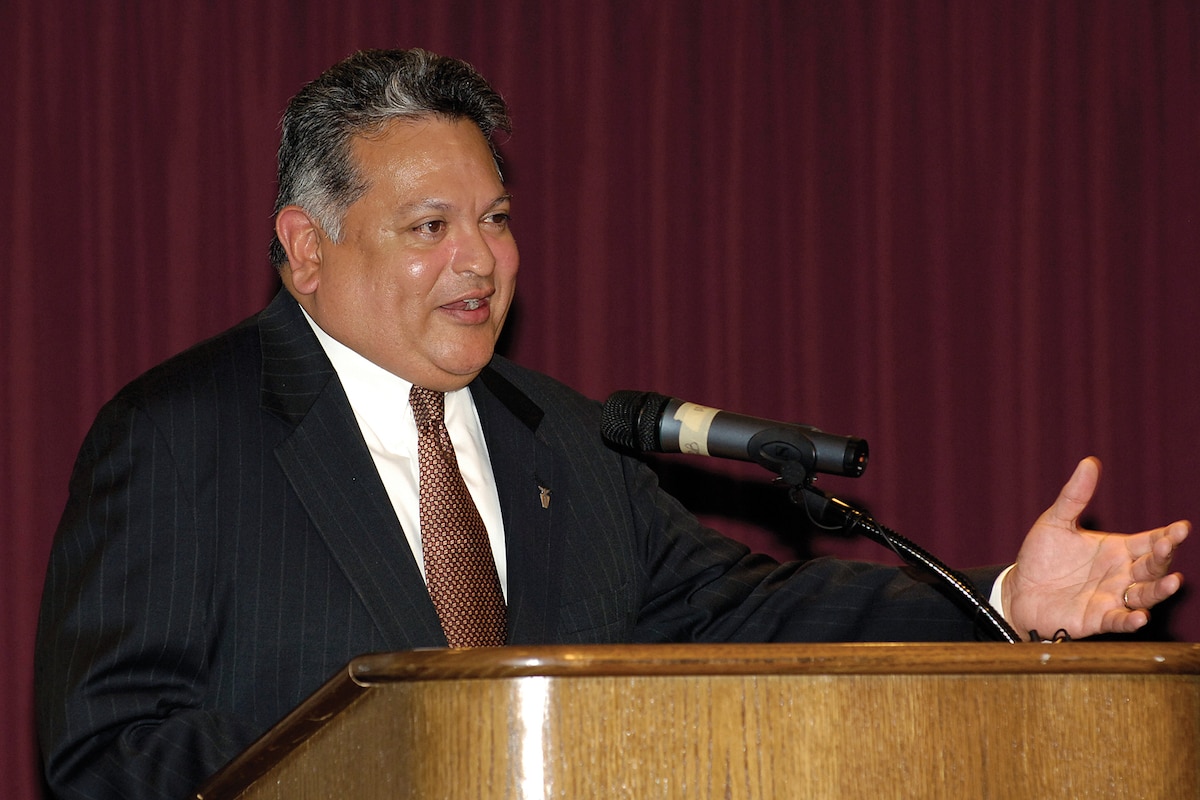 448th SCMW welcomes back Gilbert Montoya as director > Tinker Air Force ...