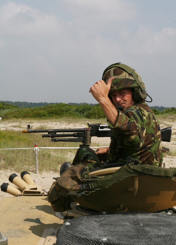 20100709-M-7185K- 085.jpg