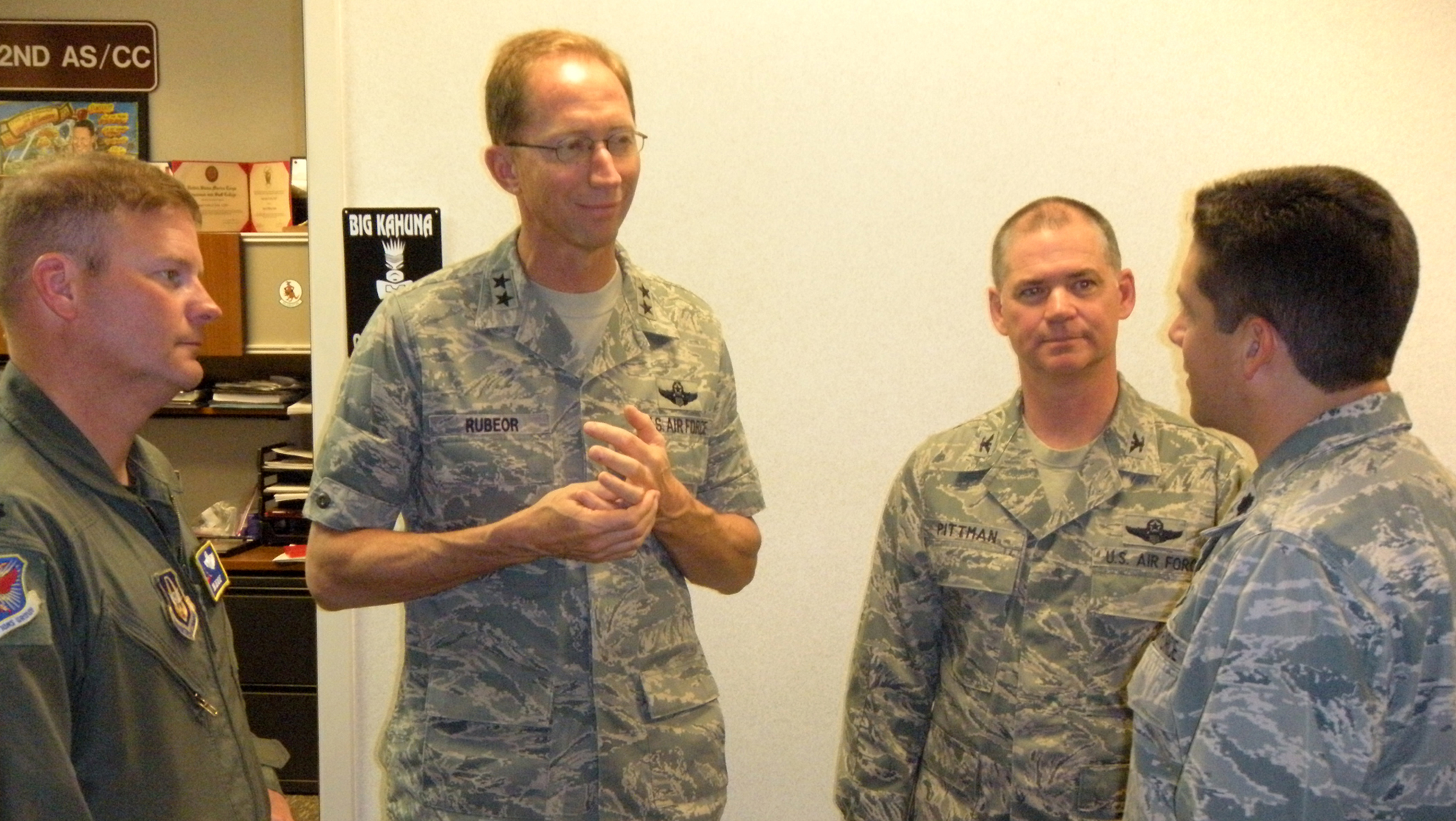 22nd AF commander visits 302nd Airlift Wing, learns about varied ...