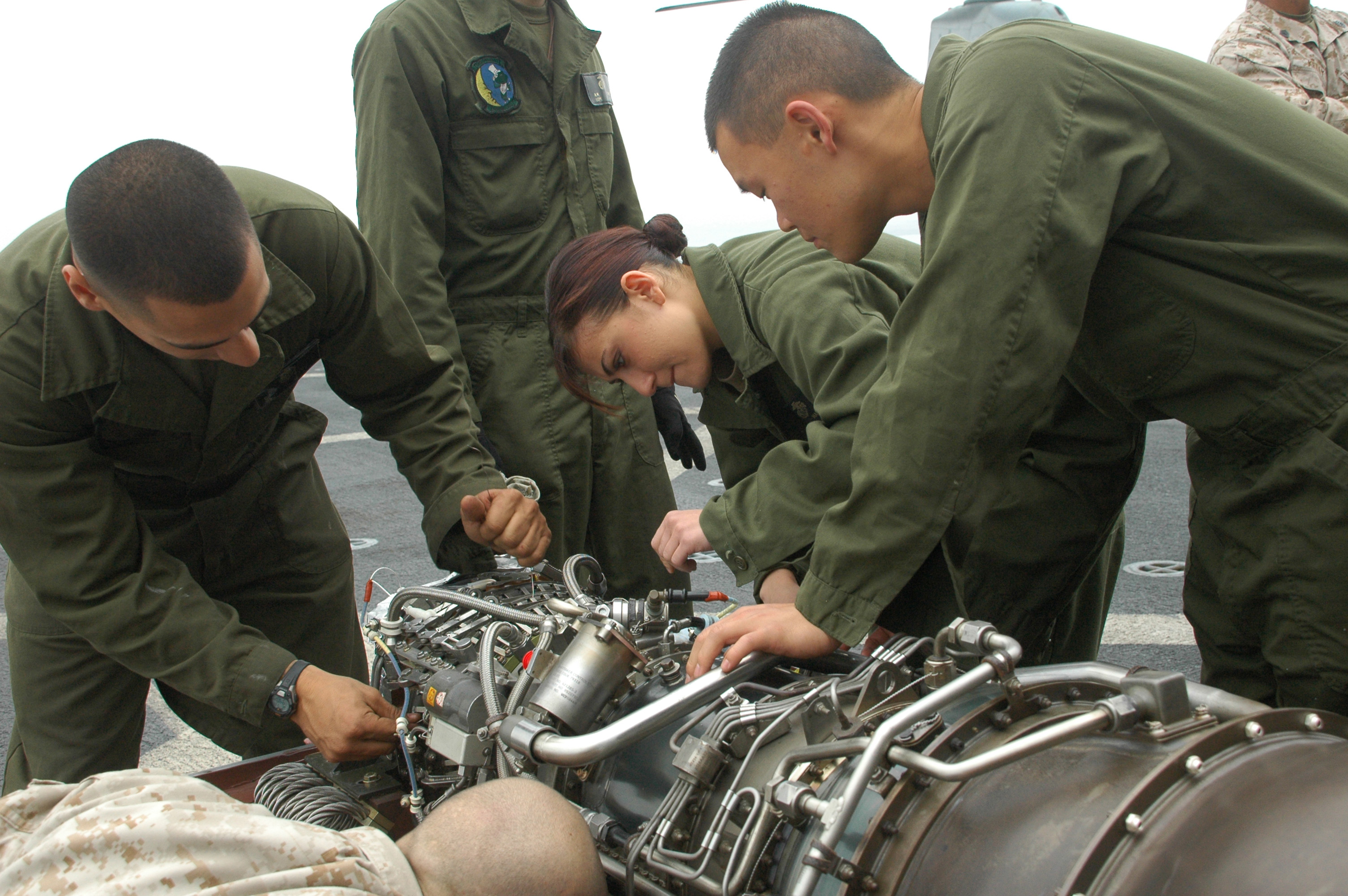 Marine Reserves Keep “Phrogs” Flying in Peru > U.S. Marine Corps Forces ...
