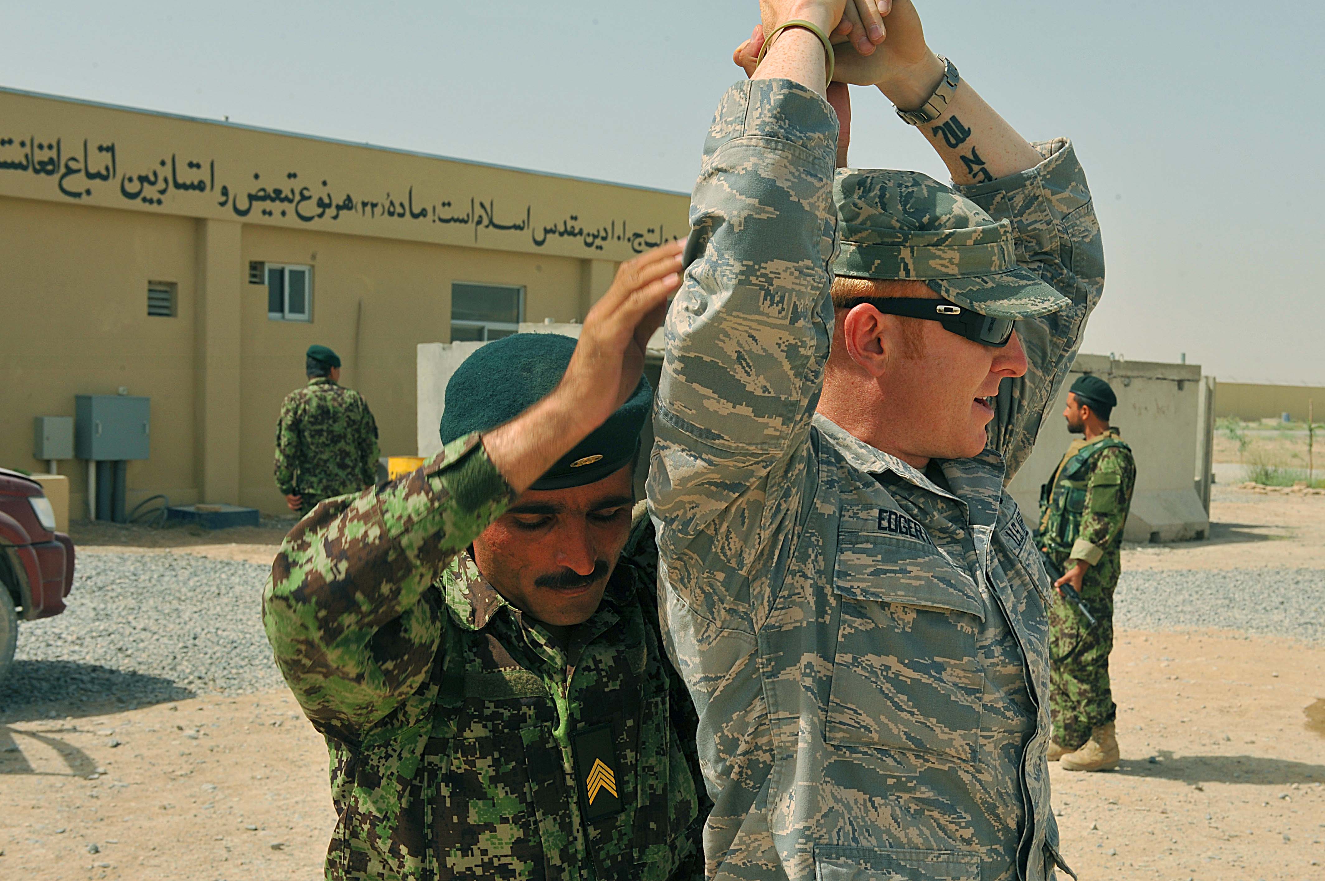 Security Forces sergeant mentors Afghan counterparts > U.S. Air Forces ...