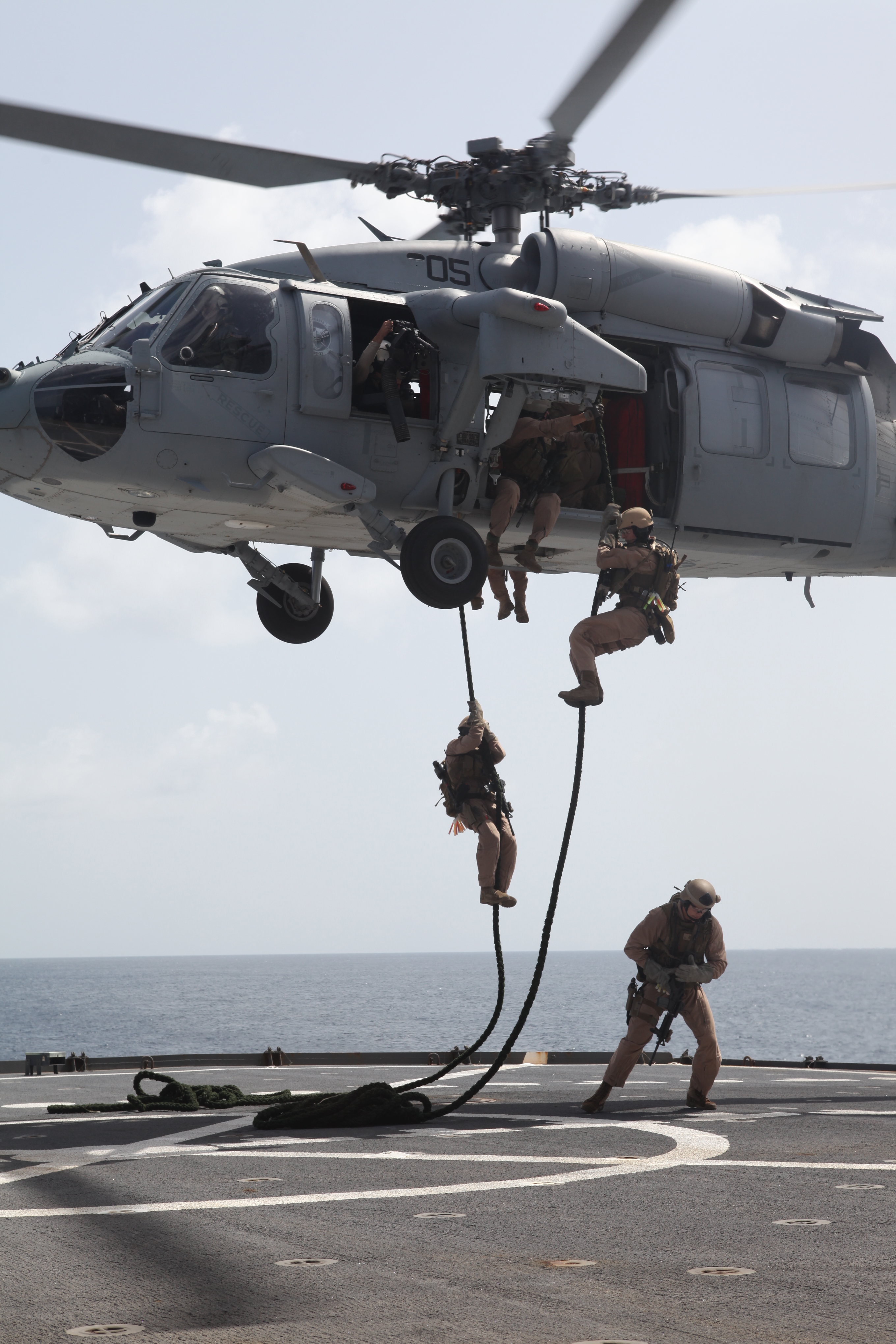 26th MEU raid force integrates with Navy to conduct Maritime ...