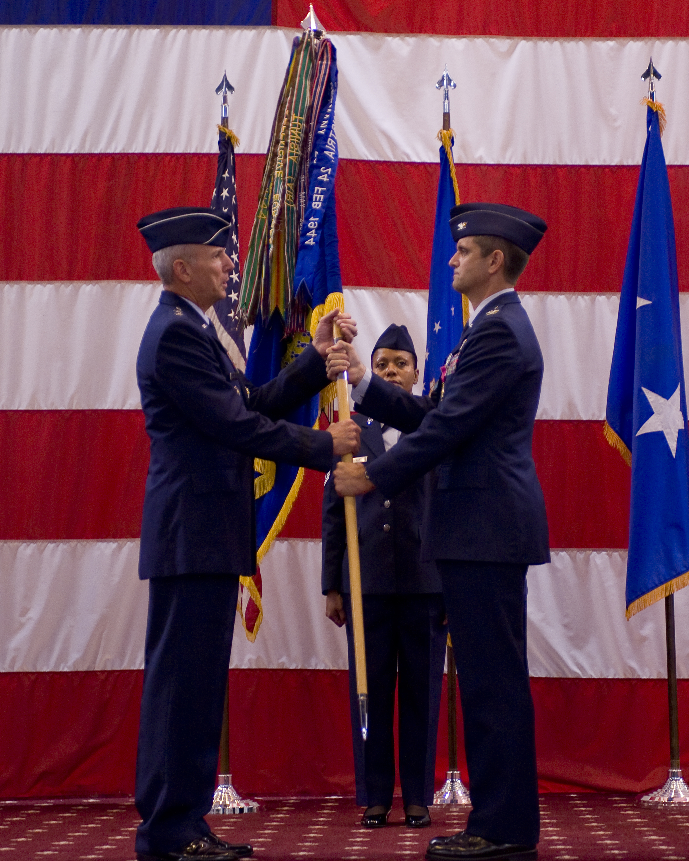 Barksdale, 2d Bomb Wing welcomes new commander > Air Force Global ...