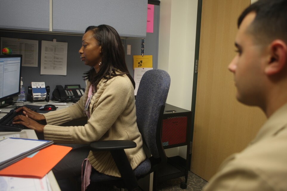 Case managers draws up medical roadmap for service members > United ...