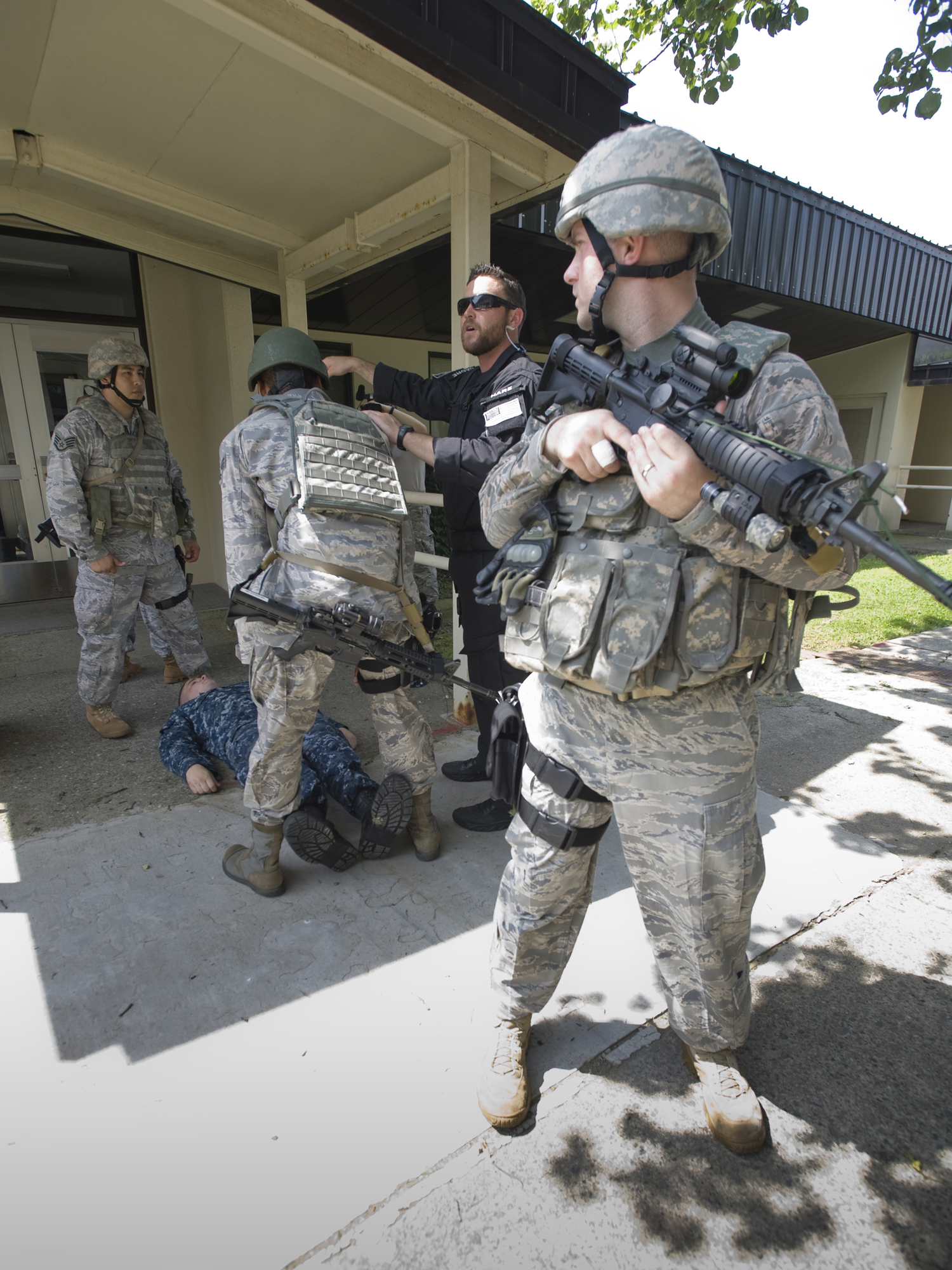 SFS Airmen learn new techniques with PACAF's HRRT active shooter course ...