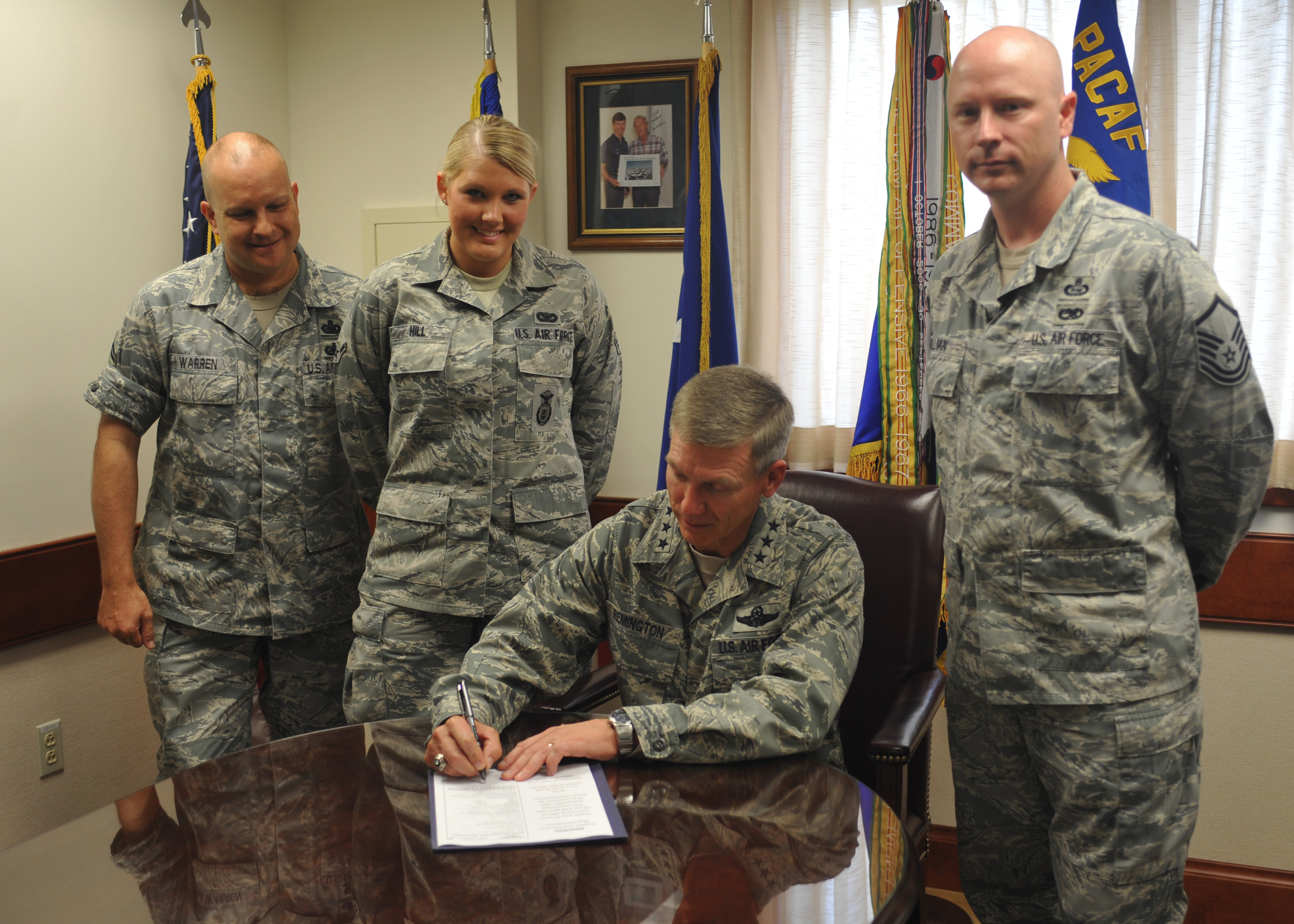 Air Force Sergeants Association signing